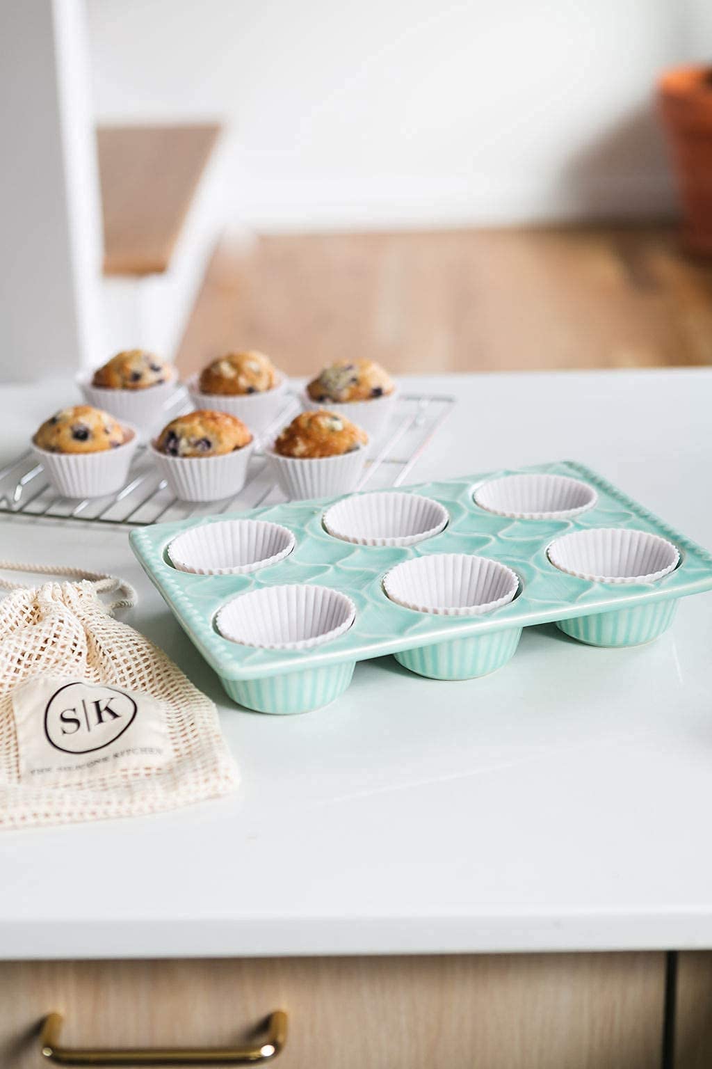 The Silicone Kitchen Reusable Silicone Baking Cups - Designer White Bundle, Non-Toxic, BPA Free, Dishwasher Safe (24 Regular, 12 Jumbo, 24 Mini))