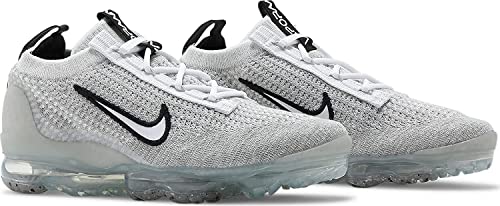Nike Boy's Air Vapormax 2021 FK (Big Kid) White/White/Black/Metallic Silver 6.5 Big Kid M