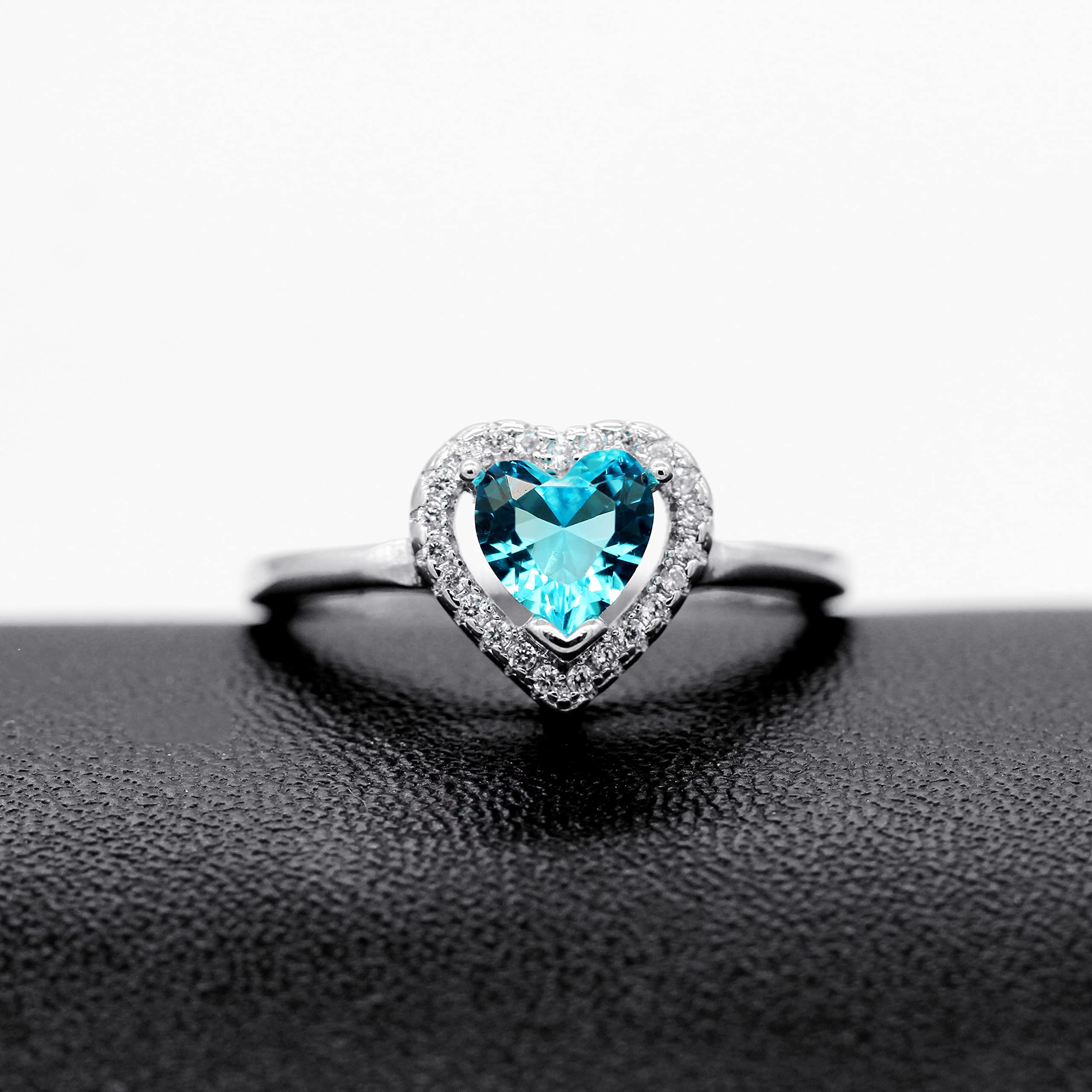 Uloveido Heart Shaped Cubic Zircon Simulated Diamond Solitaire Style Wedding Engagement Anniversary Ring for Women Y3130 (Blue Size 7)