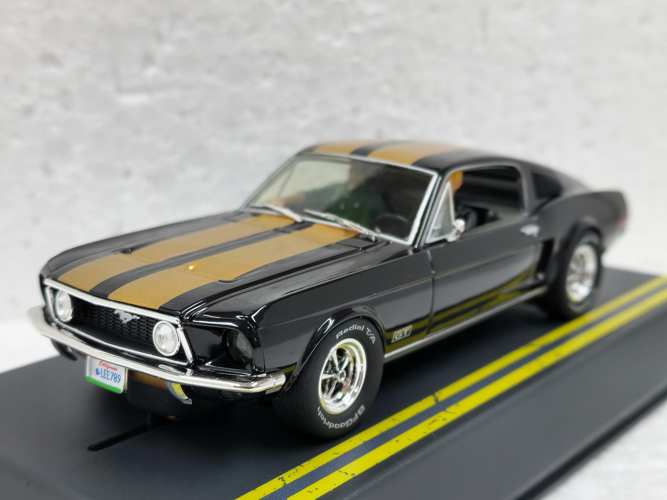 Pioneer Street Muscle P150 1968 Ford Mustang GT Fastback Route 66 1:32 Slot Car