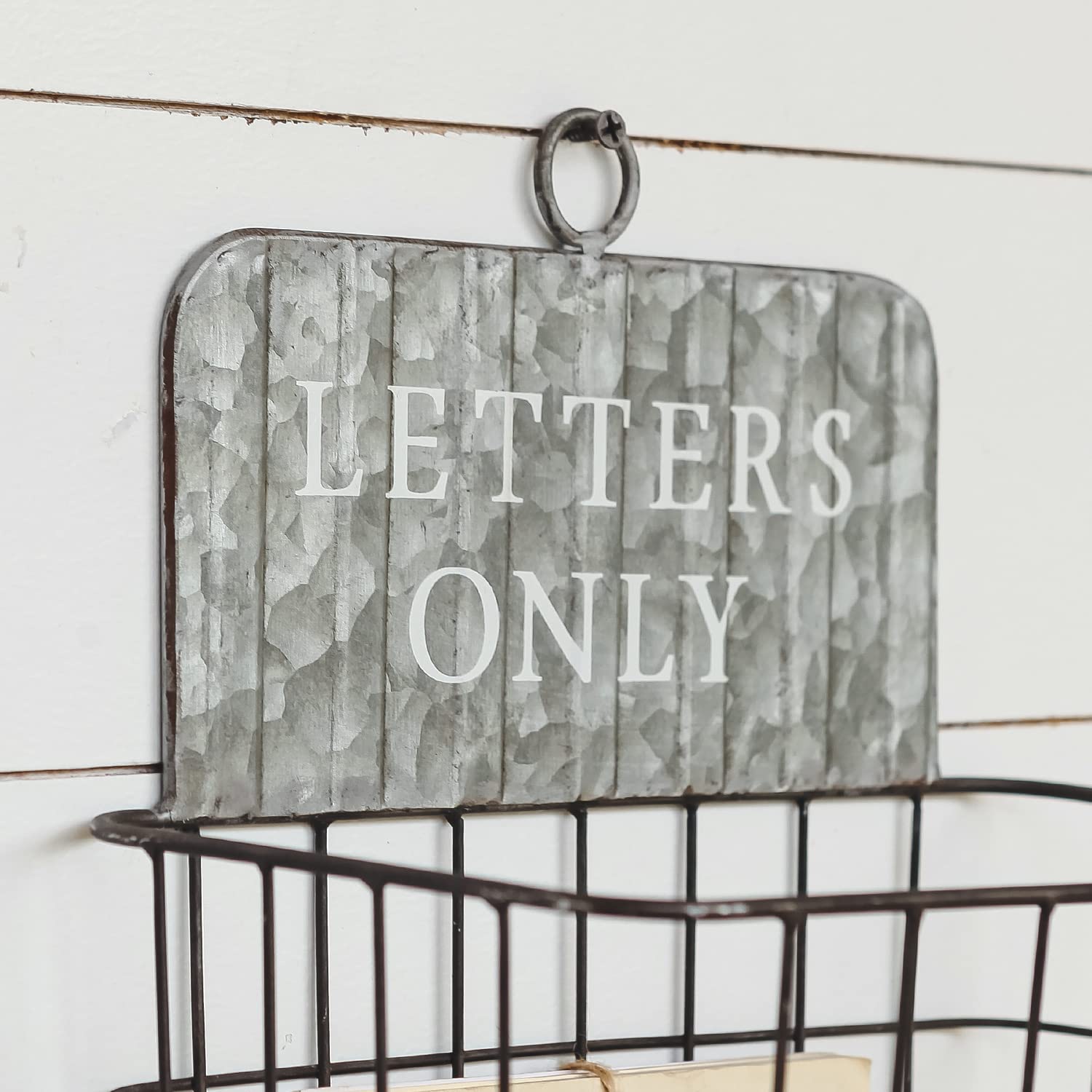 NIKKY HOME Mail Organizer Wall Mount, Farmhouse Rustic Mail Holder Hanging Metal Mesh Basket Organization for Letter Envelope Document Paper, Black