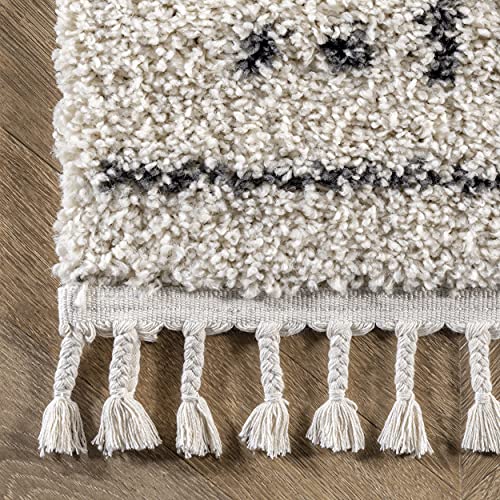 nuLOOM Sophie Moroccan Demarche Tassel Area Rug, 7x9, Off-white