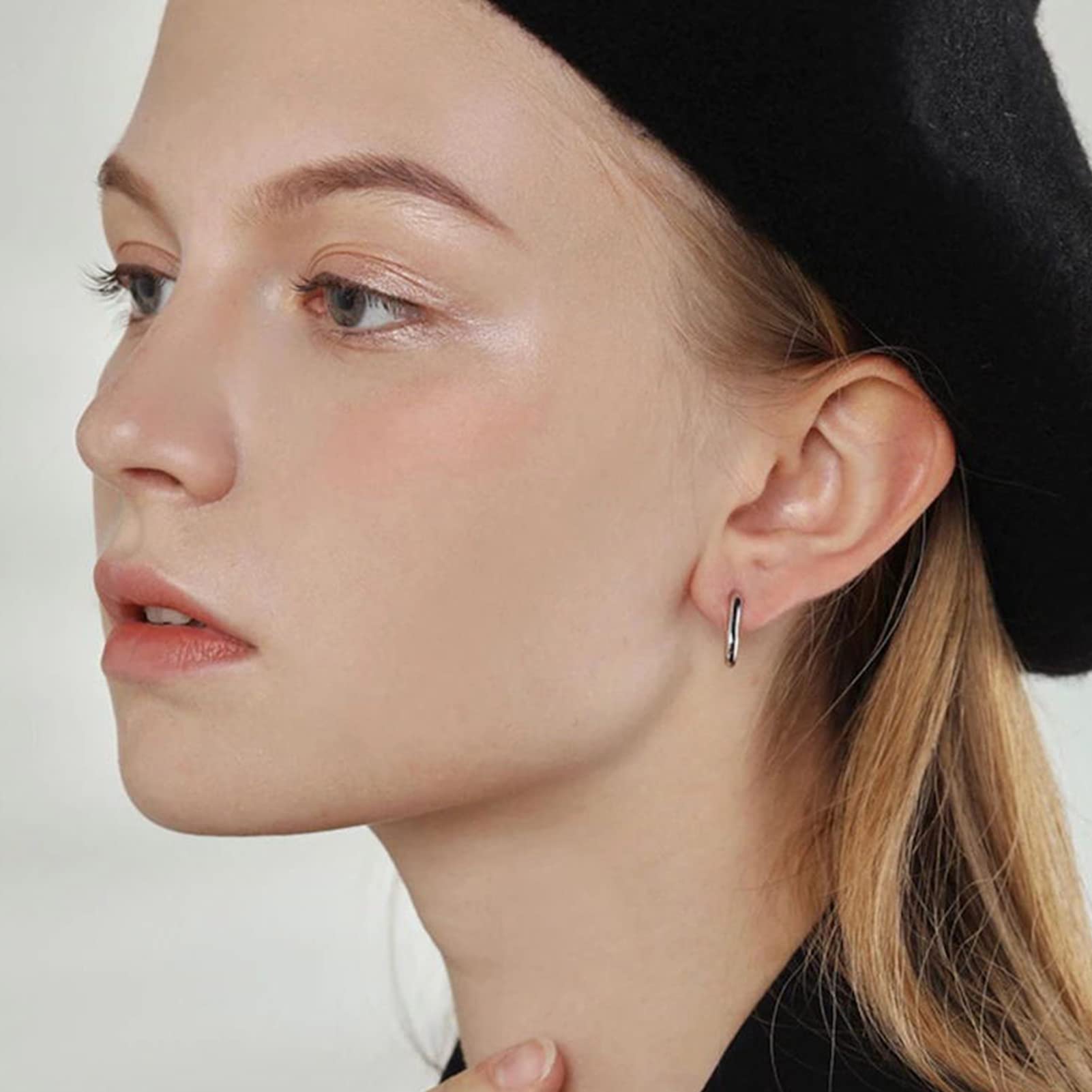 Small Gold Huggie Hoop Earrings Set for Women, Hypoallergenic Twisted Cartilage Hoops, Tiny Silver Hoop Earrings Jewelry for Multiple Piercing (1-1-5)