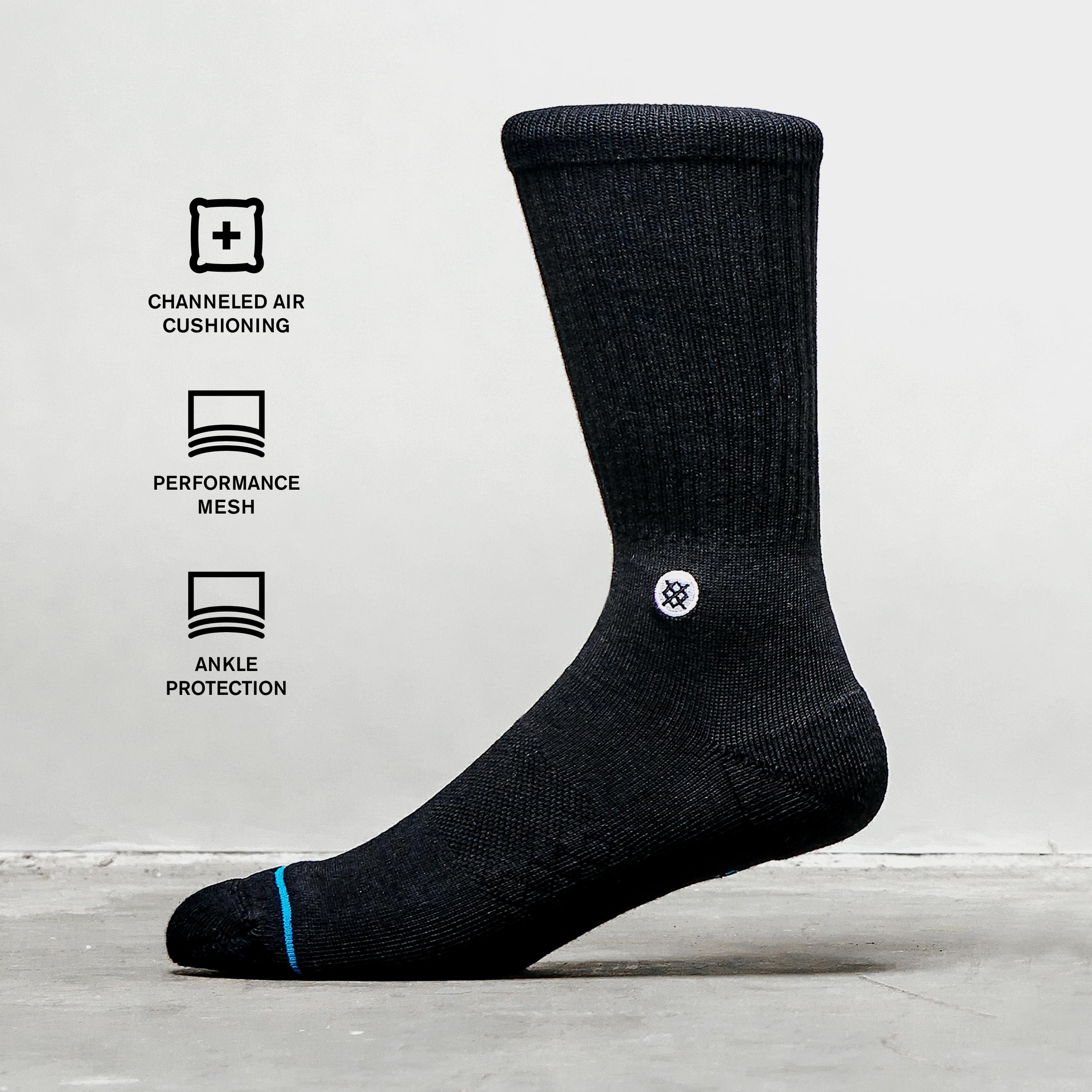 Stance Keep It Movin Light Cushion Performance Crew Black MD (Women's Shoe 8-10.5)