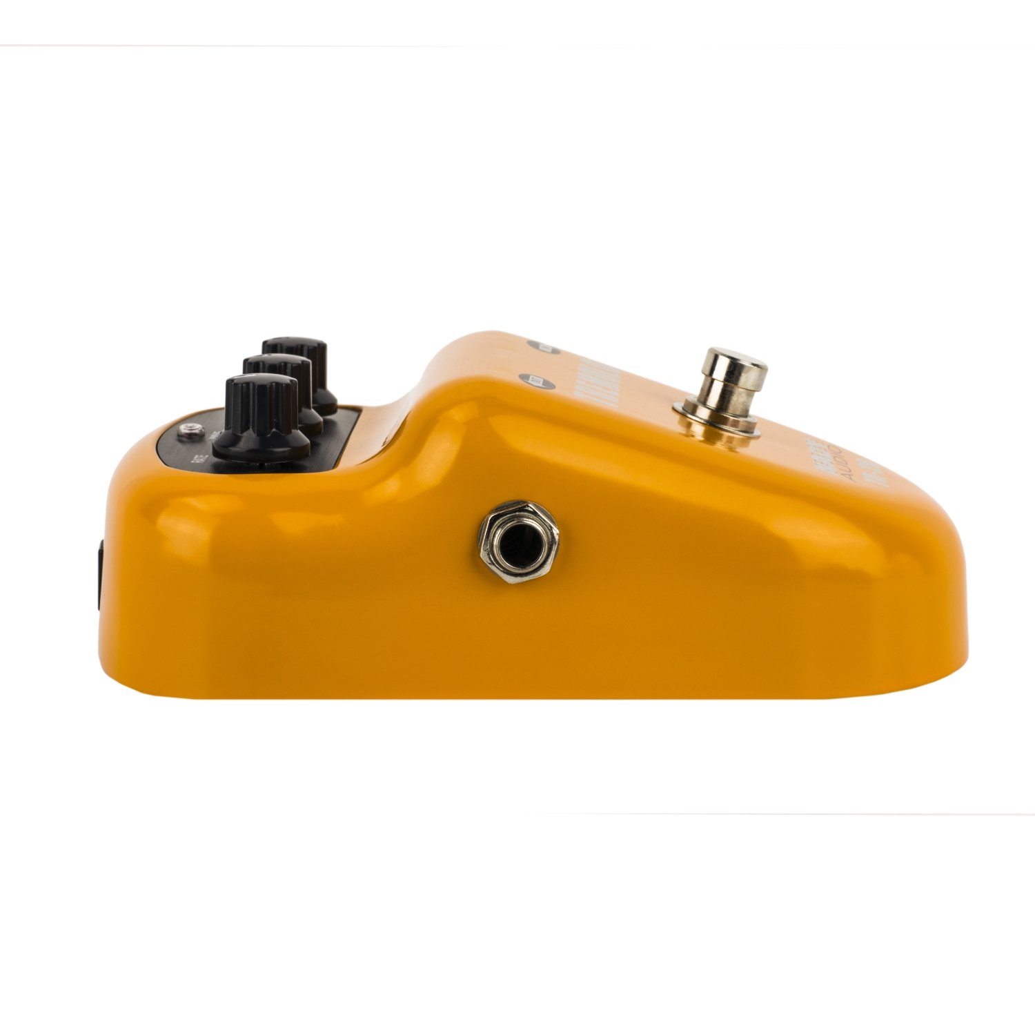 Nady TR-20 Tremolo Pedal β Wave, Rate, and Depth control - All Metal Casing β 9V battery operation or use optional AC adapter