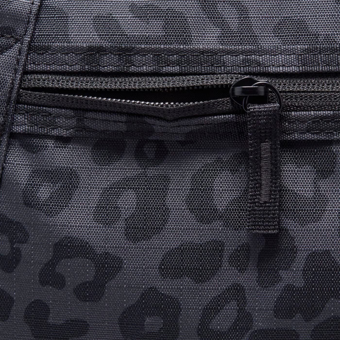 Nike Women's Gym Club Bag (24L)