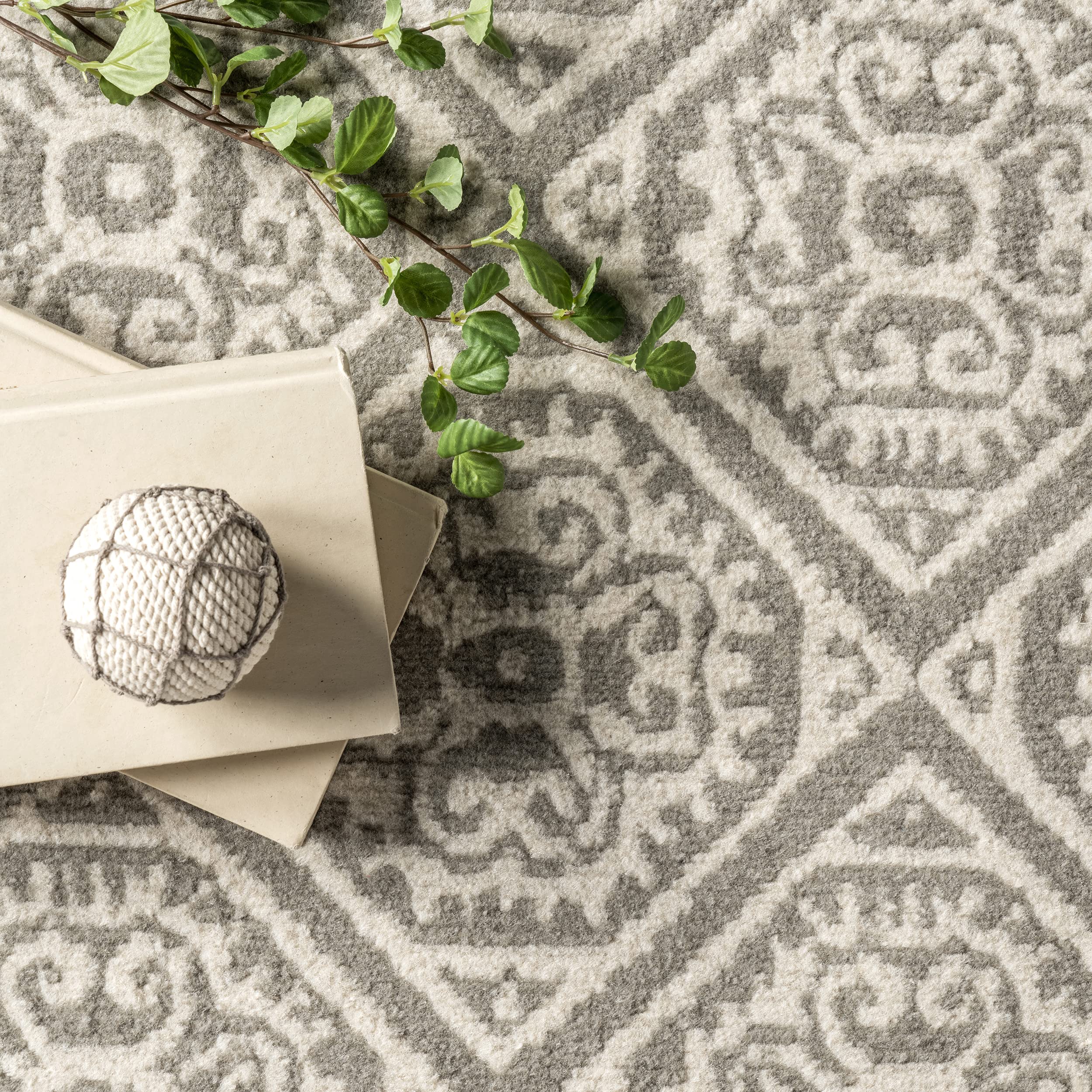 nuLOOM Transitional Floral Jeanette Area Rug, 8x10, Grey