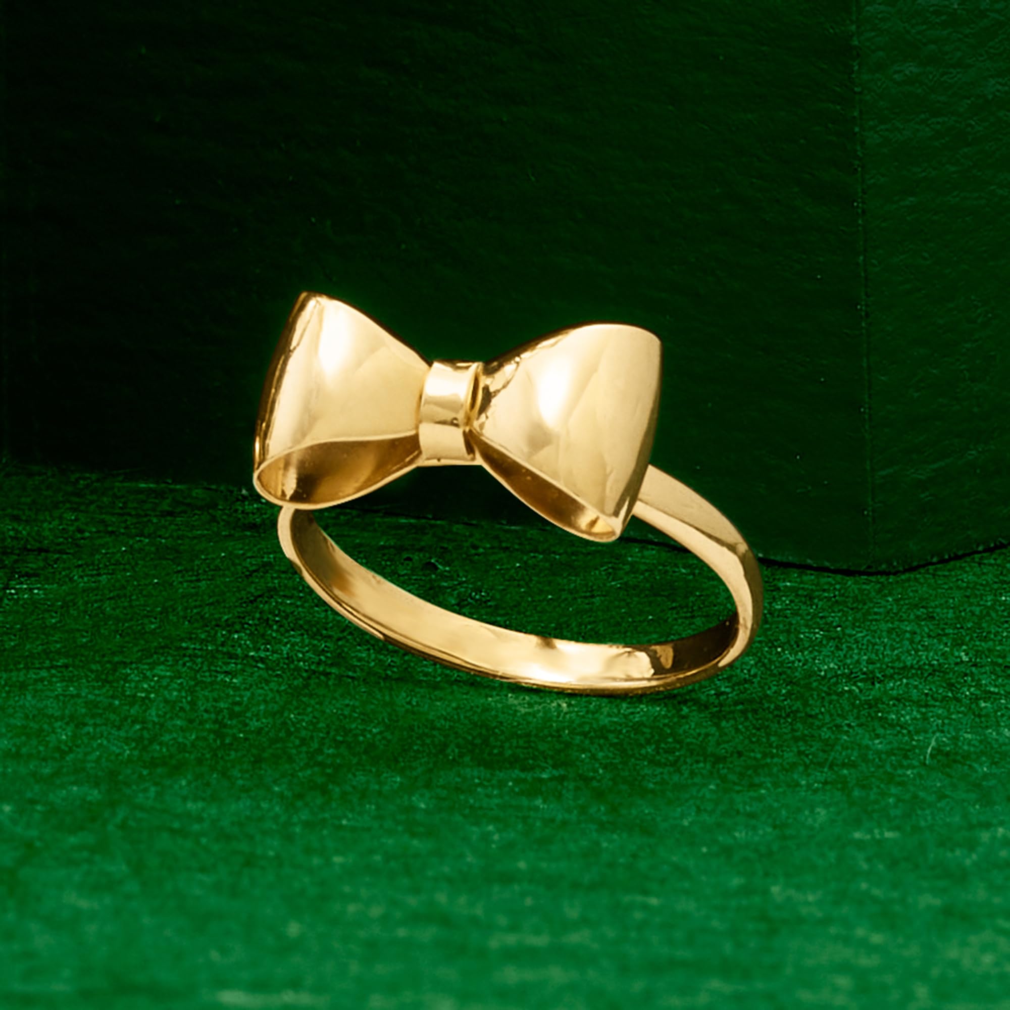 Ross-Simons Italian 14kt Yellow Gold Bow Ring. Size 8