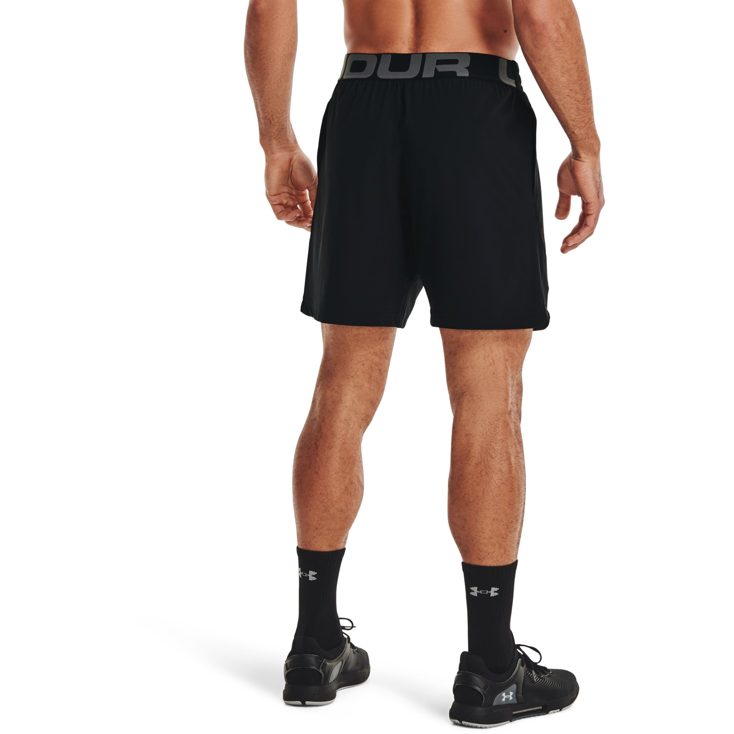 Under Armour Men's UA Elevated Woven Fitted Shorts (as1, Alpha, l, Regular, Regular, Black 001)