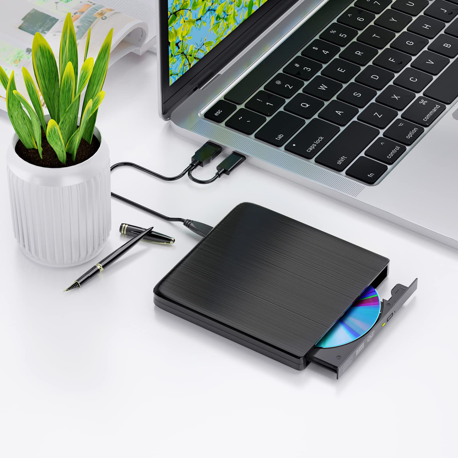 通用 External CD DVD Drive,USB 3.0 Type C,External DVD Player Reader Writer Burner,CD ROM +/-RW Drive,Compatible with Laptop Desktop PC Windows Mac Pro MacBook Linux