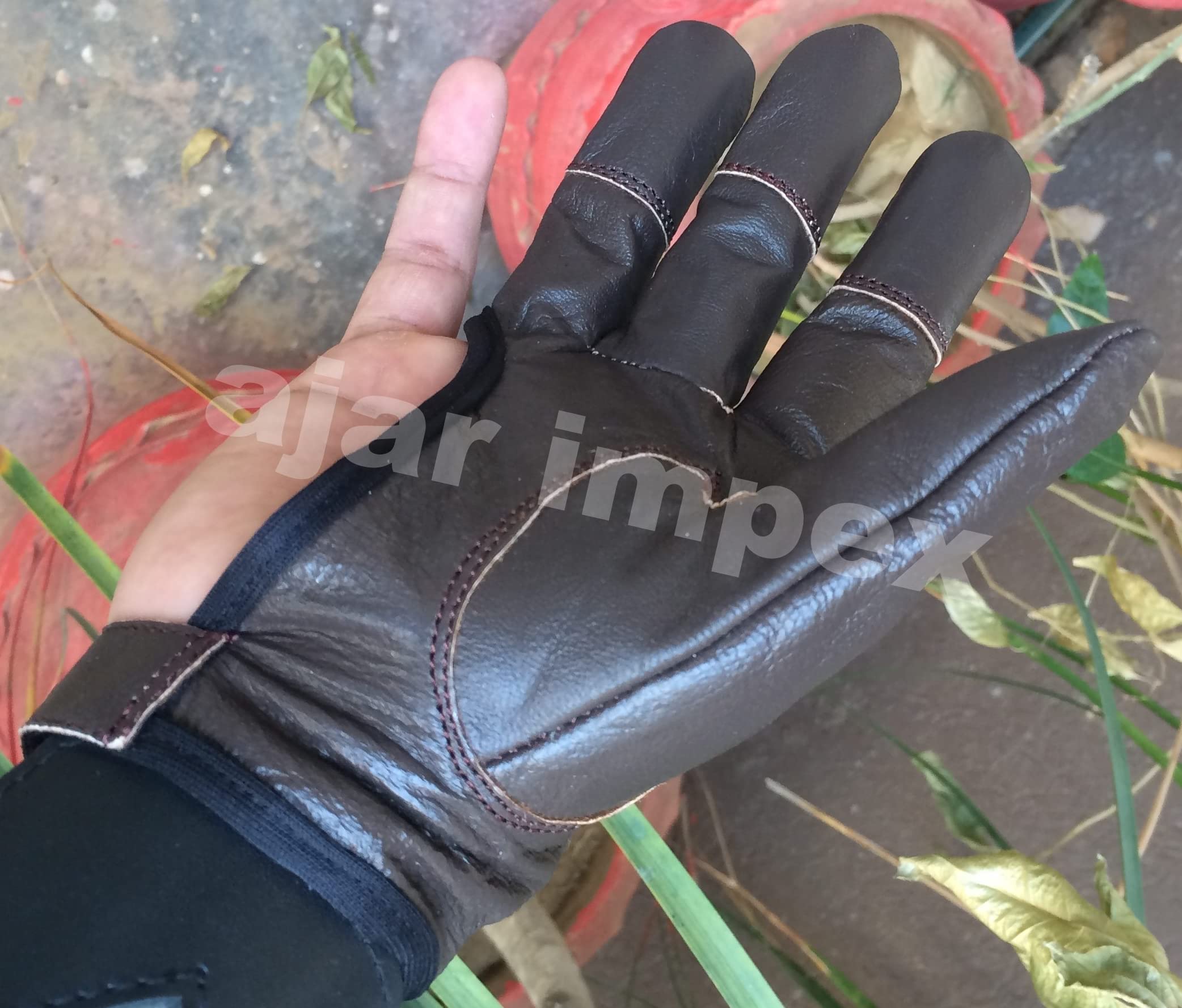 Traditional Archery Shooting Leather Glove Glove 100% Real Leather (Choclate Brown, Medium, Right Hand Wear)
