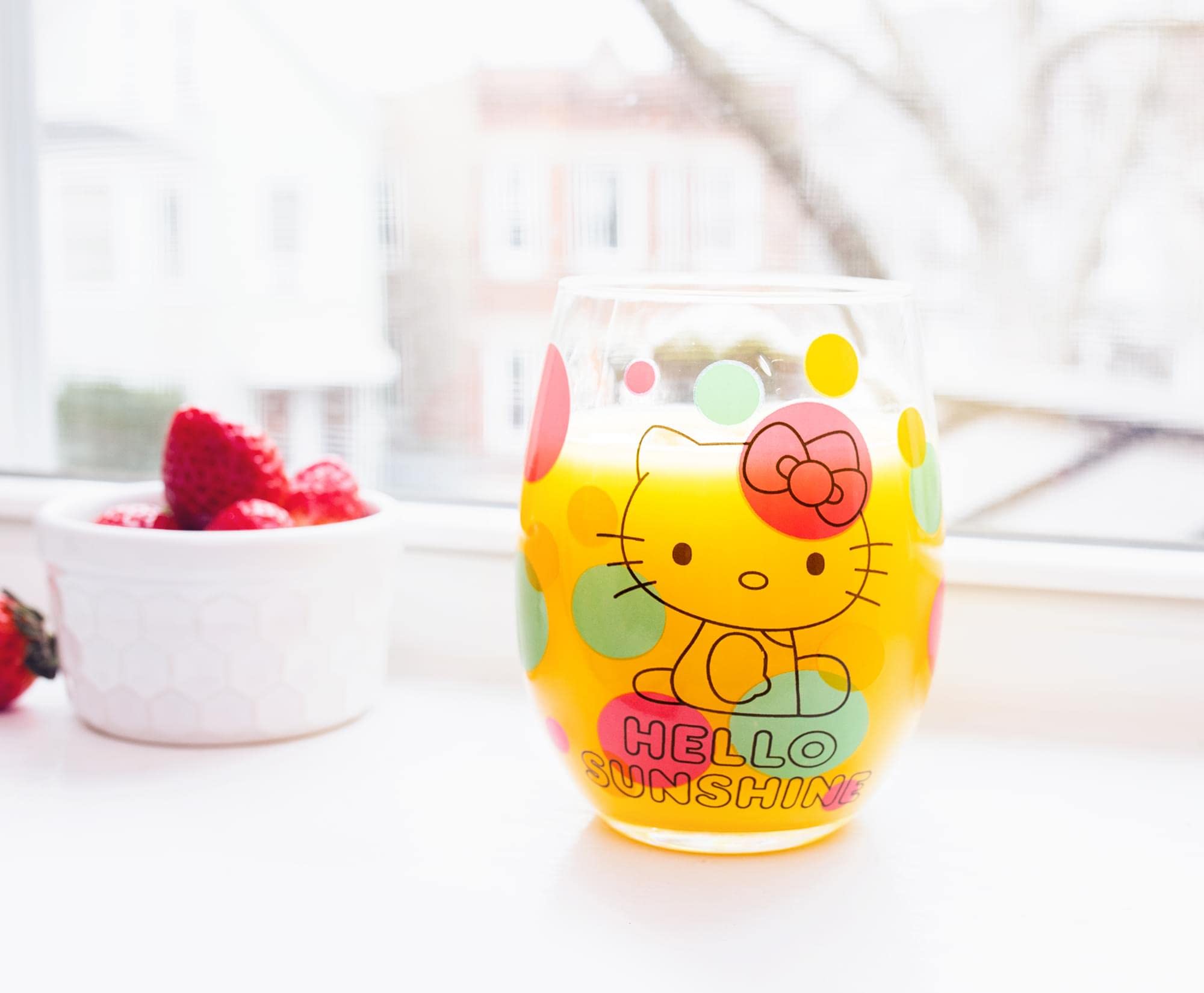 Silver Buffalo Sanrio Hello Kitty Loves Ice Cream Teardrop Stemless Wine Glass | Tumbler Cup For Mimosas, Cocktails | Holds 20 Ounces