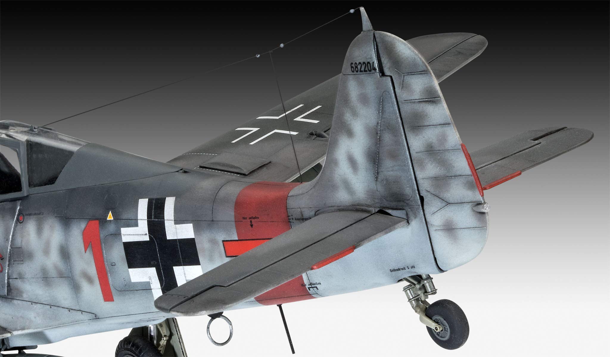 Revell 03874 1:32 Fw190 A-8 'Rammjäger' Plastic Model Kit