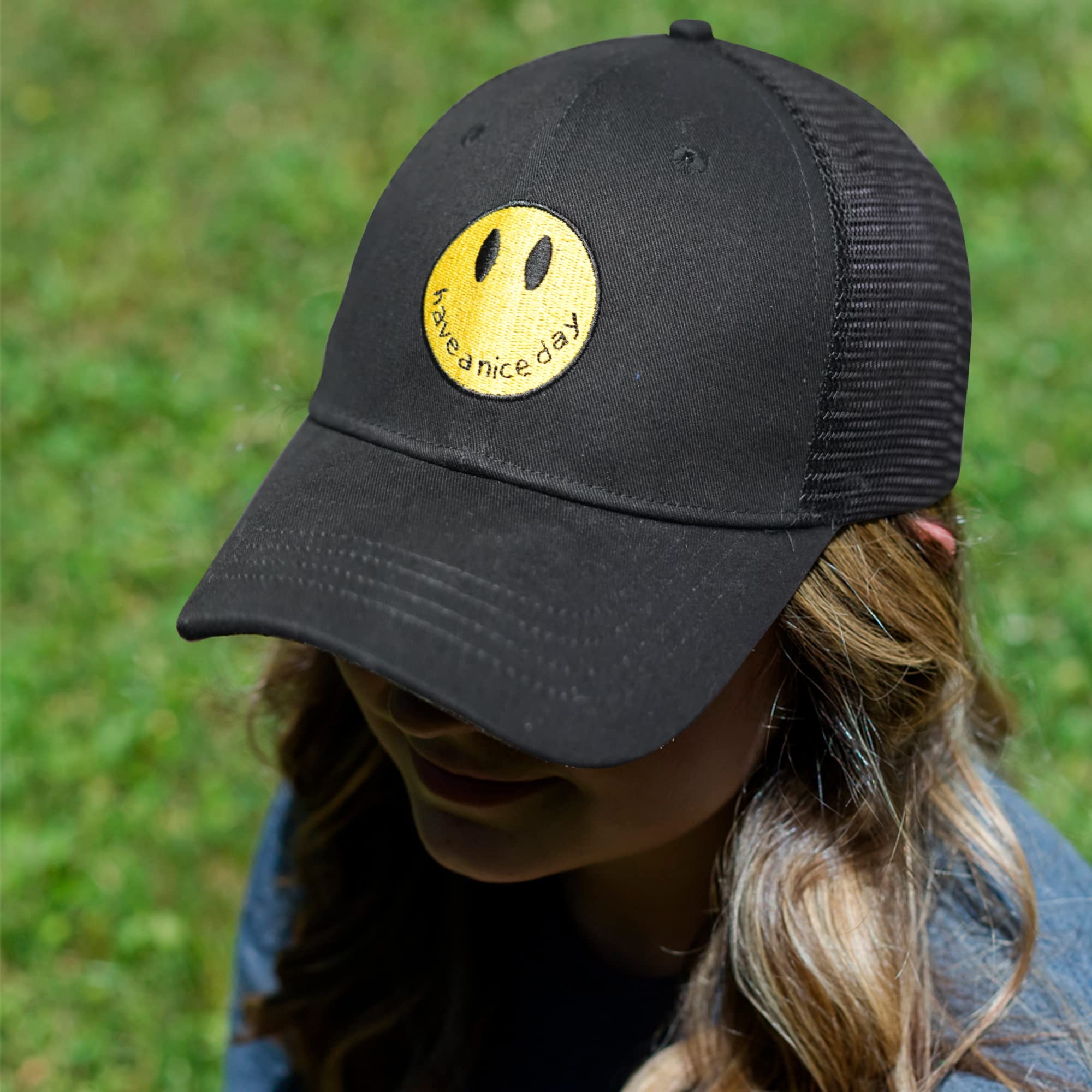 Sotpuebo Smile Face Hat Embroidered Have A Nice Day Hat Smile Face Trucker Hat for Men Women, Smiley Face Gifts