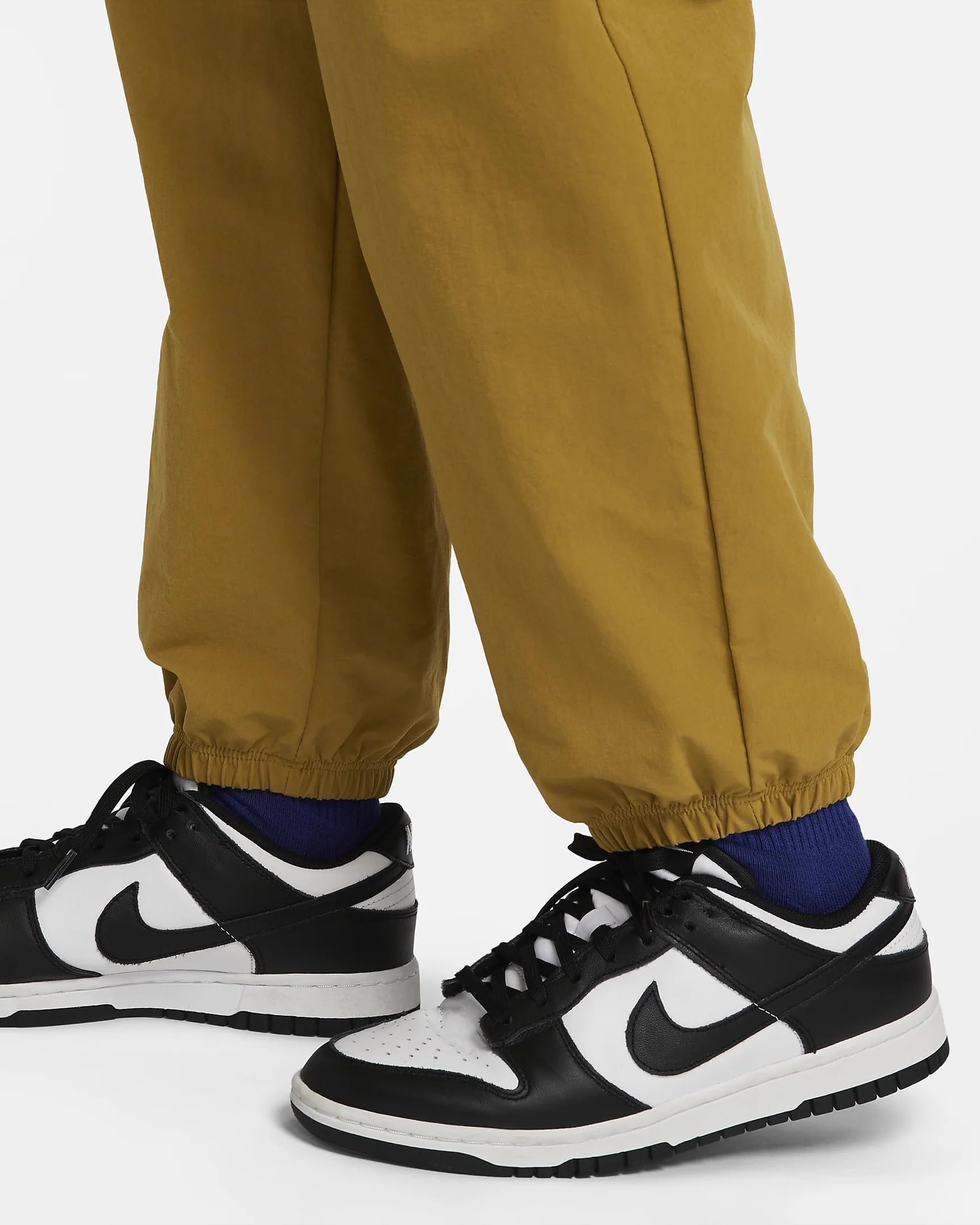 Nike Sportswear NSW Women's Woven Sports Utility Mid-Rise Cargo Pants, Golden Moss/Medium Blue, S Regular US