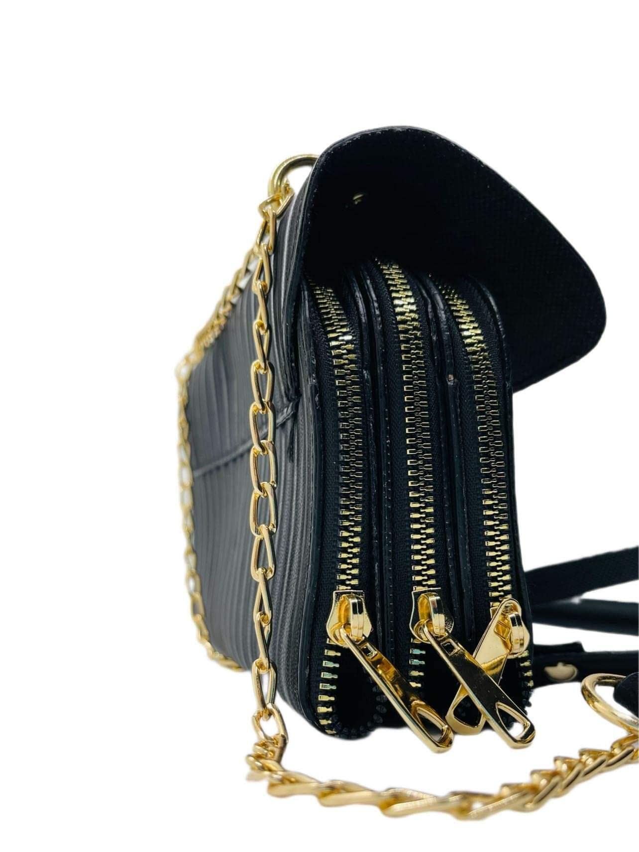 women black leather hand and shoulder bag
