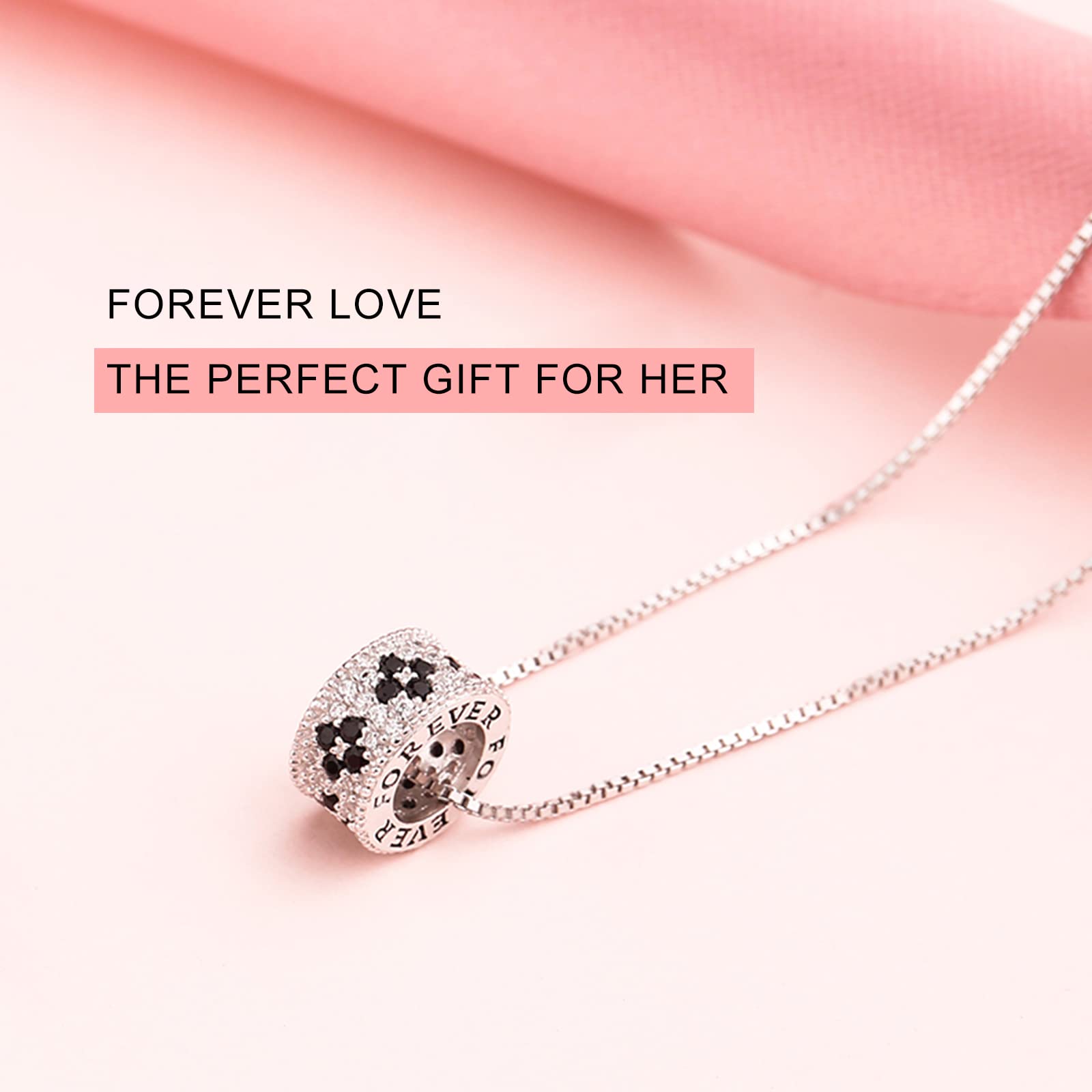 Sterling Silver Dainty Necklace Personalized Four-leaf Clover Pendant Necklace Cubic Zirconia Jewelry for Women
