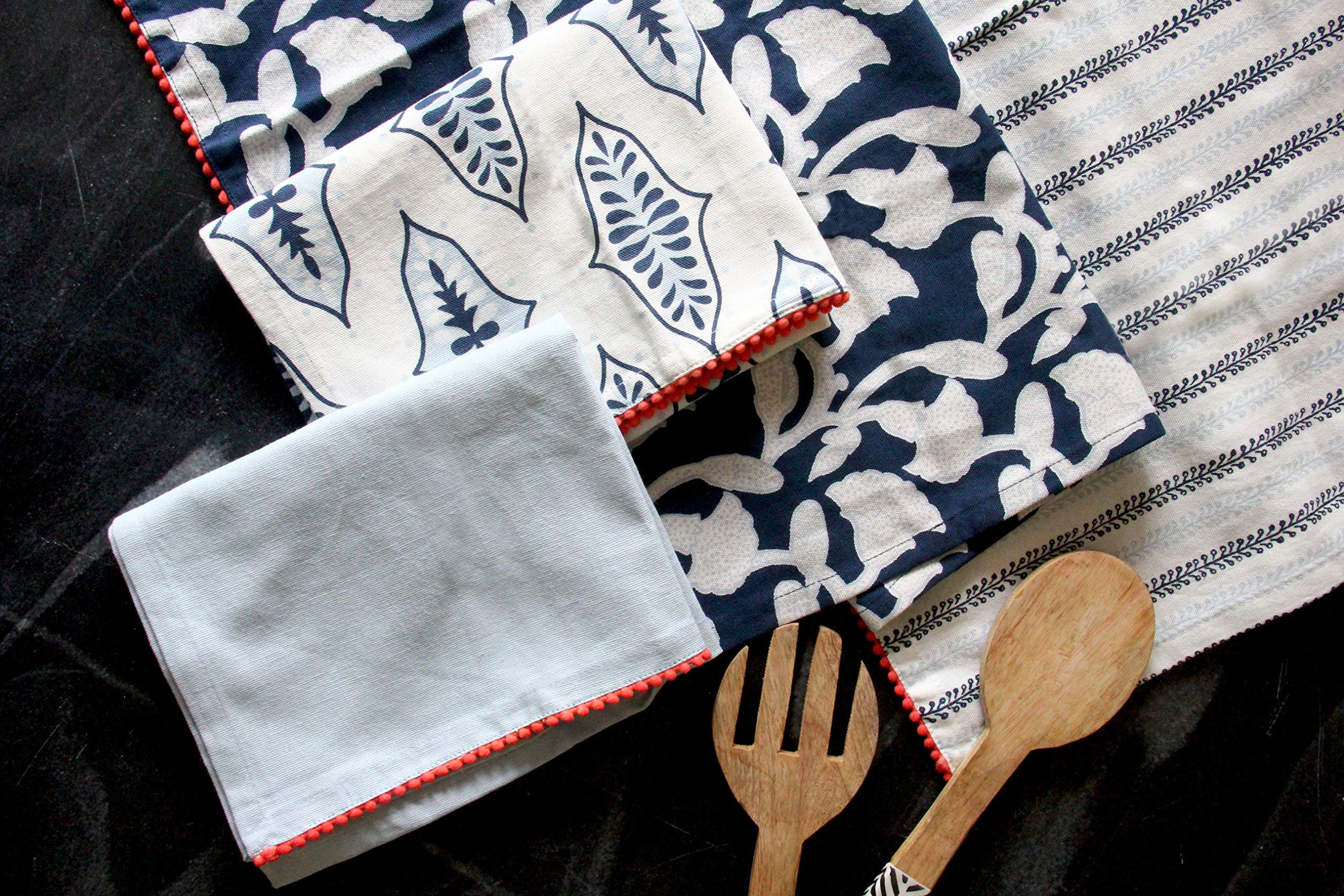 TARAN LIVING Amalfi Kitchen Towels Cotton with Trims Oversized Tea Towel Easter Table Decortaion Kitchen Decor Bar Mop Cotton Dish Towels Cloth - Blue & White - Set of 4-18x28 inches