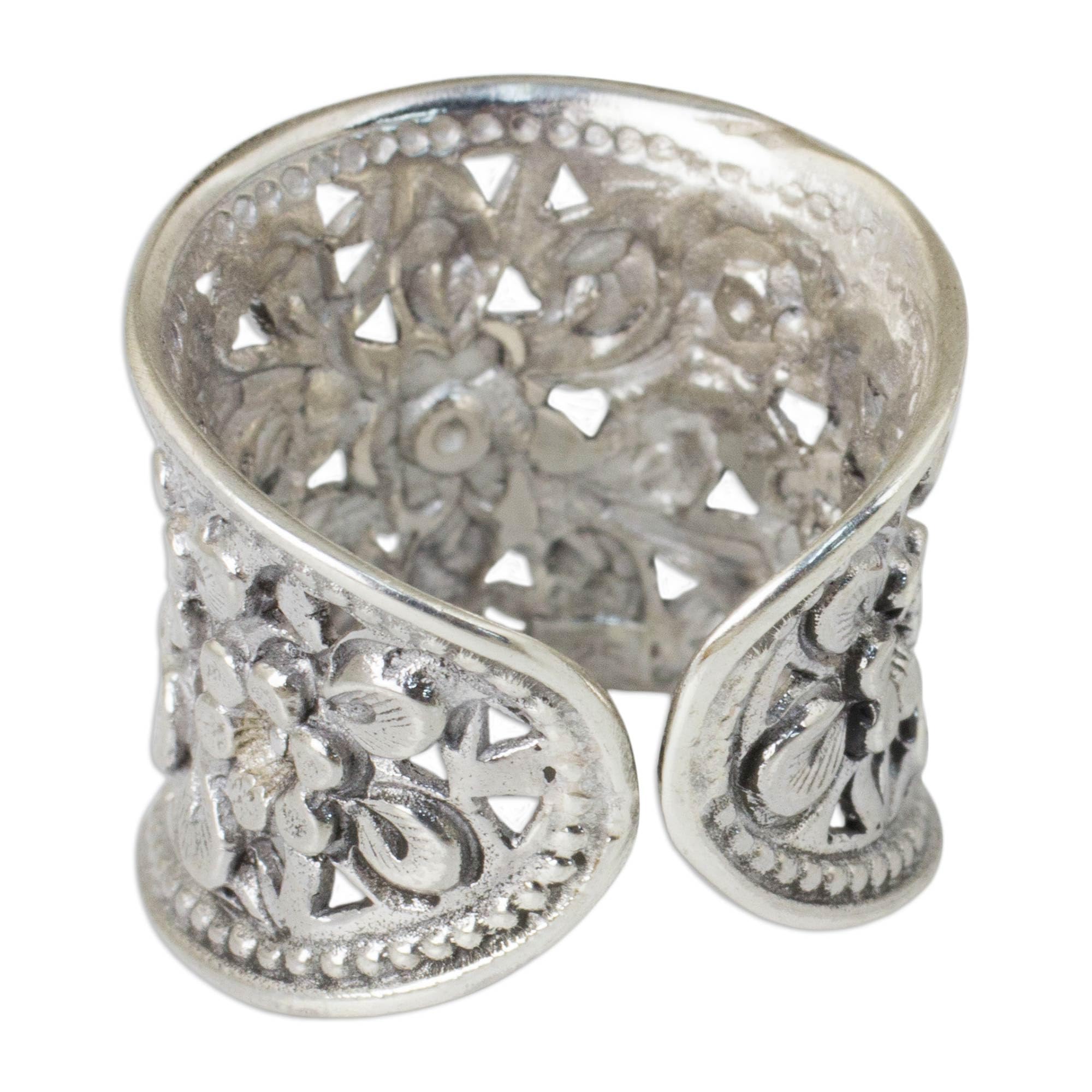 NOVICA Artisan Handmade .925 Sterling Silver Flower Ring Floral Band from Thailand No Stone 'Mae Ping Jasmine'