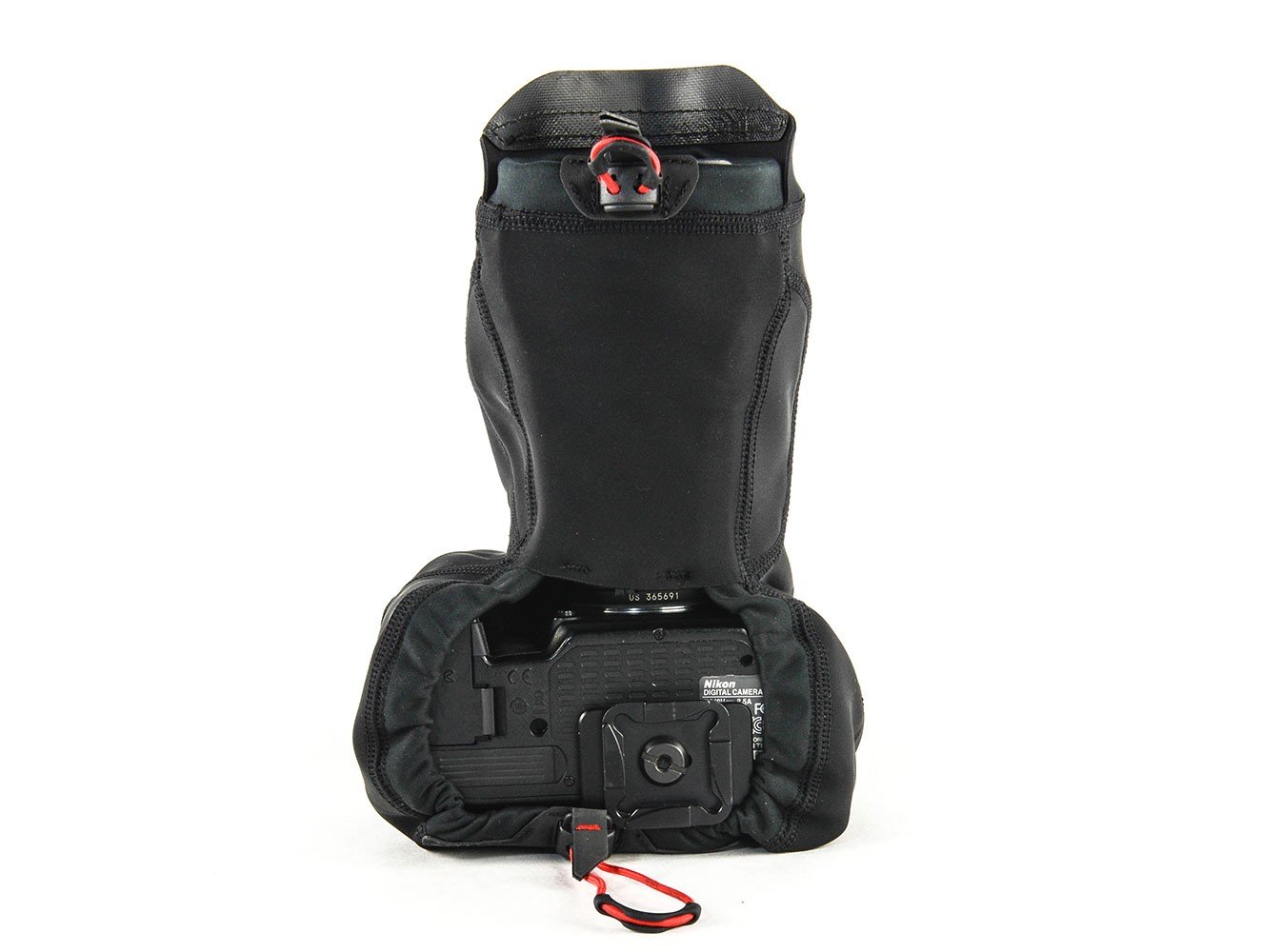 Peak Design Black Shell Small Form-Fitting Rain and Dust Cover