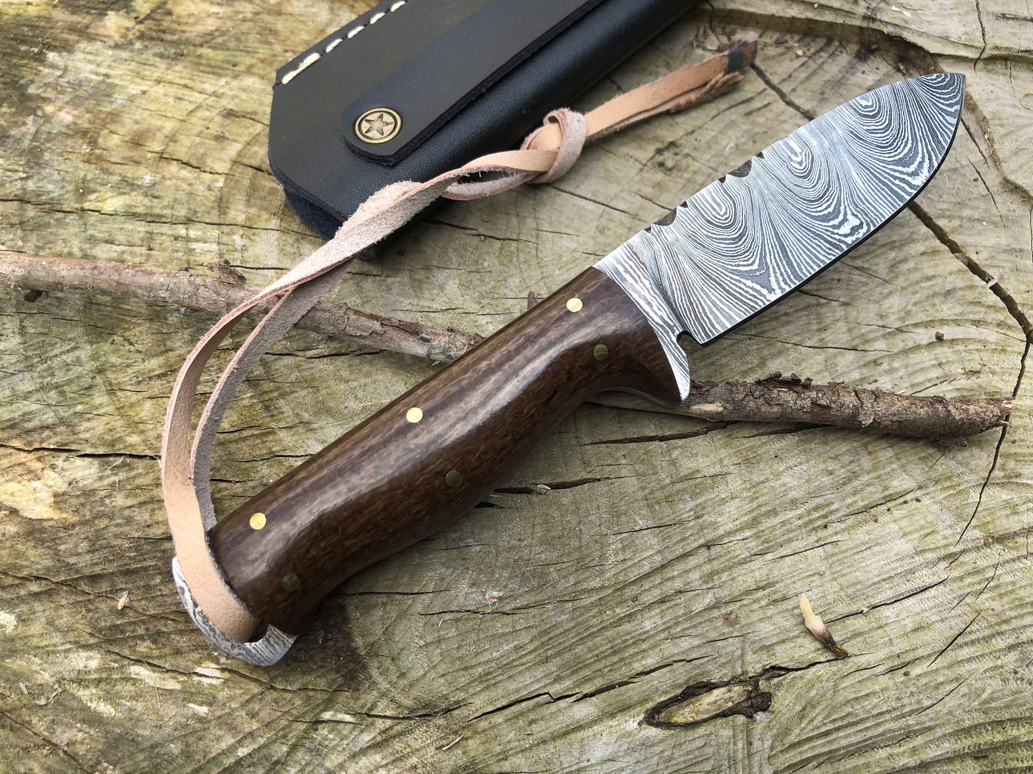 Perkin Damascus Steel Hunting Knife With Sheath Skinner Knife - SK1300