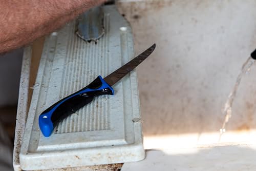 OUTDOOR EDGE Fillet Knife Set | ReelFlex Pak Features 3 Razor-Sharp Flexible Fillet Knives | 6", 7.5" & 9" German Stainless Blades, Non-Slip Handles, Sharpener & Hard Case | Fishing Gear & Equipment