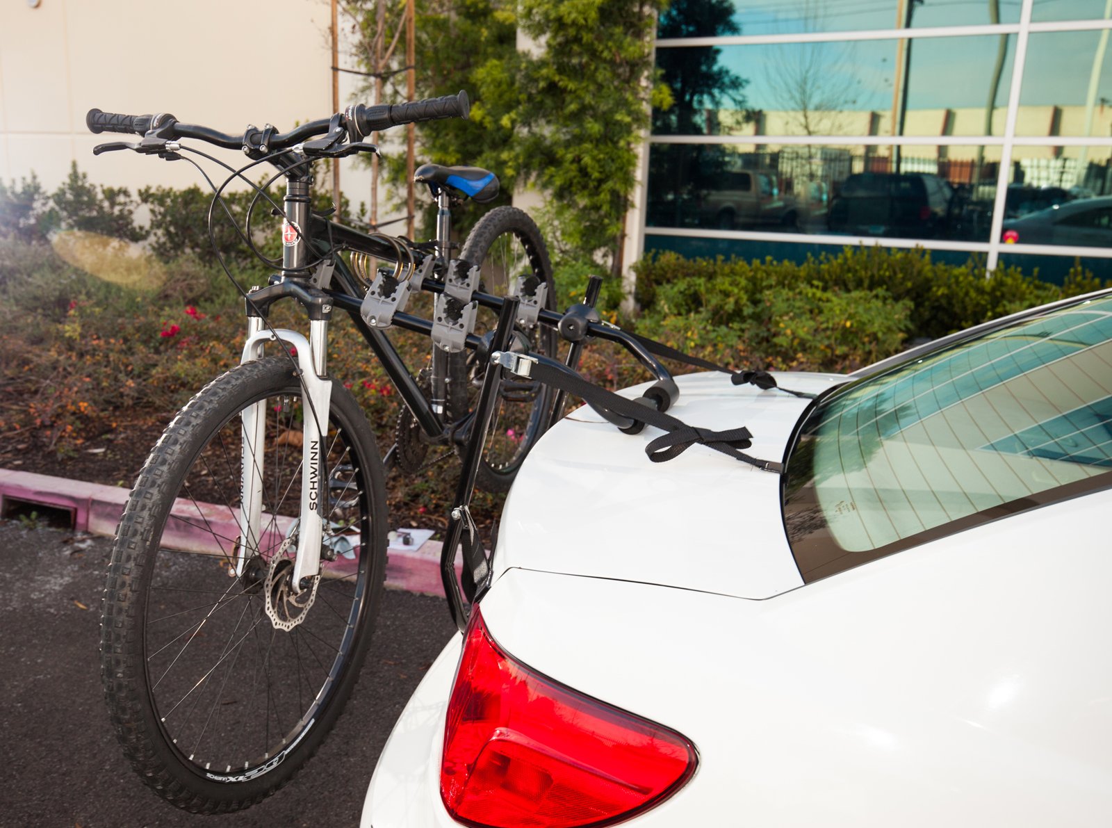 OxGord 2 Bike Rack Trunk Mount - Deluxe Bicycle Carrier for most Sedans/Hatchbacks/Minivans and SUVs - Holds Two Cycles