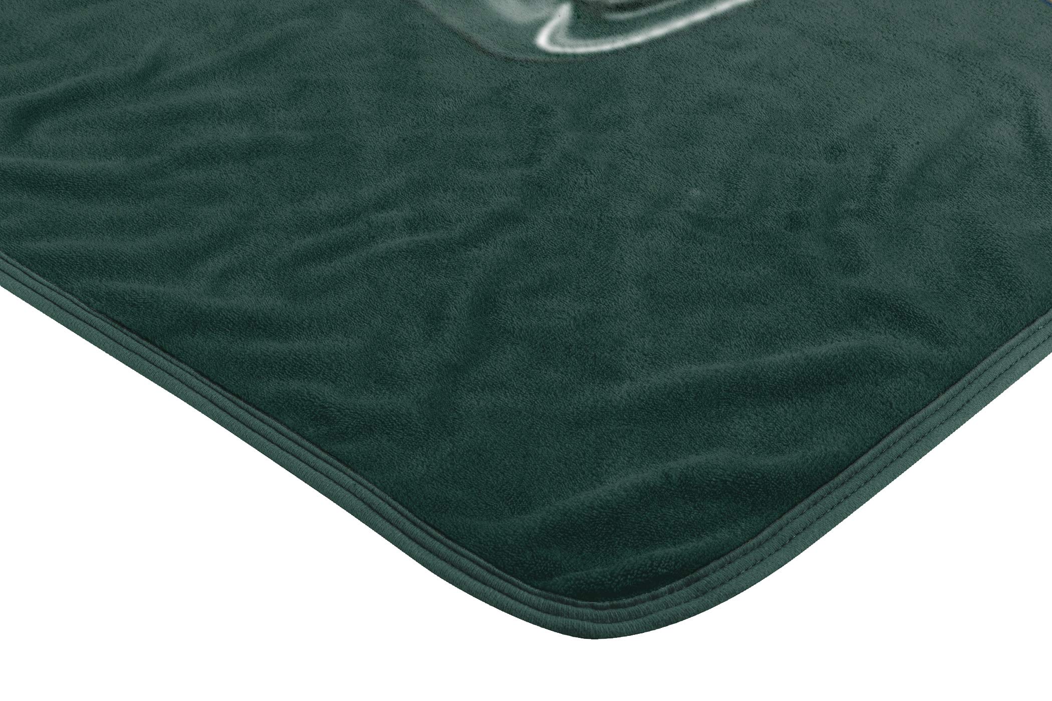 Northwest NFL Green Bay Packers 46x60 Micro Raschel Run Design RolledBlanket, Team Colors, One Size (1NFL059050017RET)