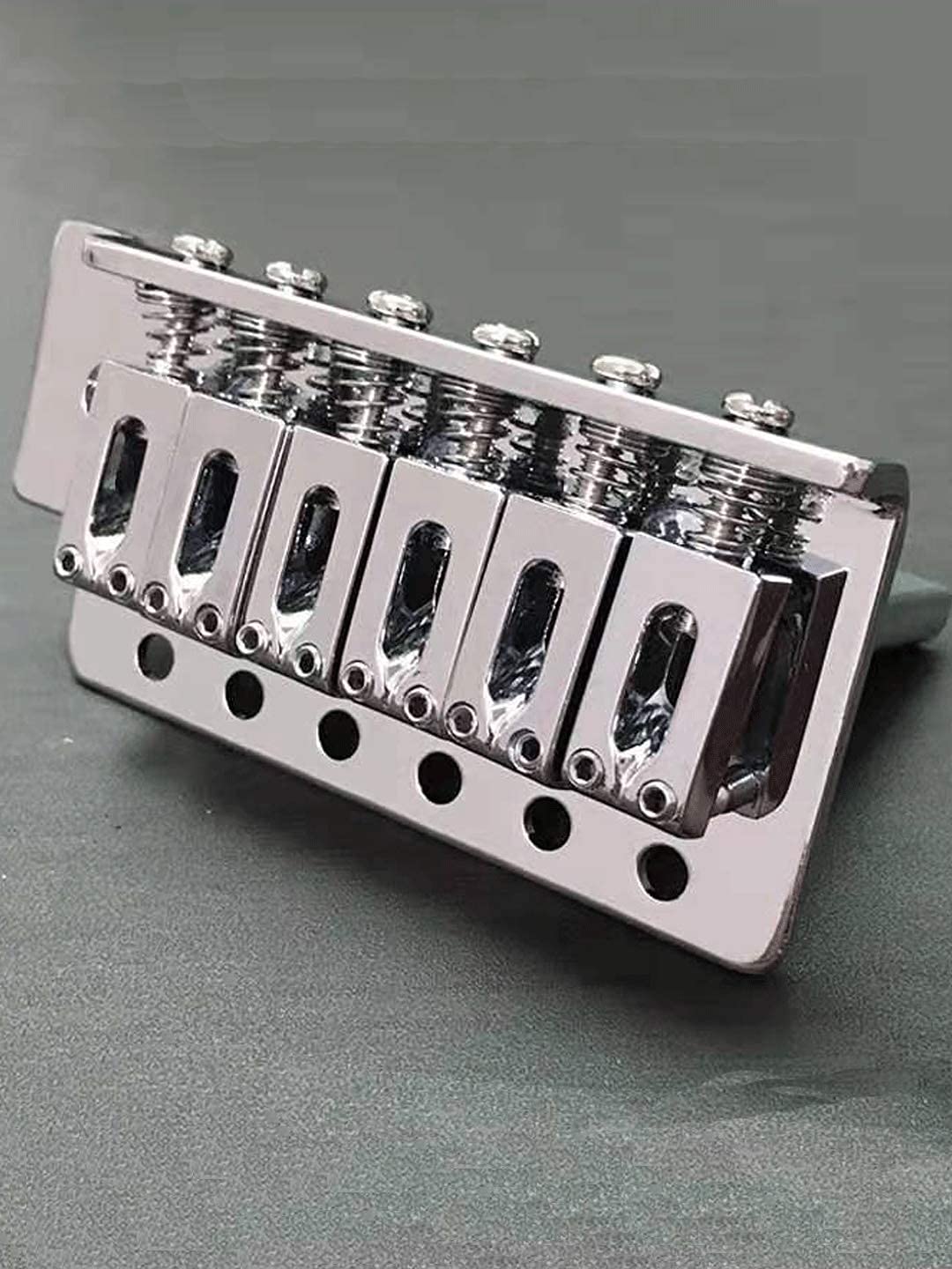 Ubrand 52.5mm Guitar Stratocaster Tremolo Bridge, Right, 2101-STQQ-CR