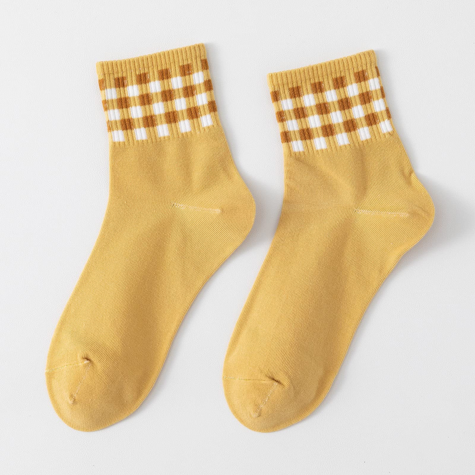 Tynelles 5 Pairs Cotton Socks for Women Comfortable Fashion Athletic Crew Socks With Cute Graphic Print, Multicolour, One Size