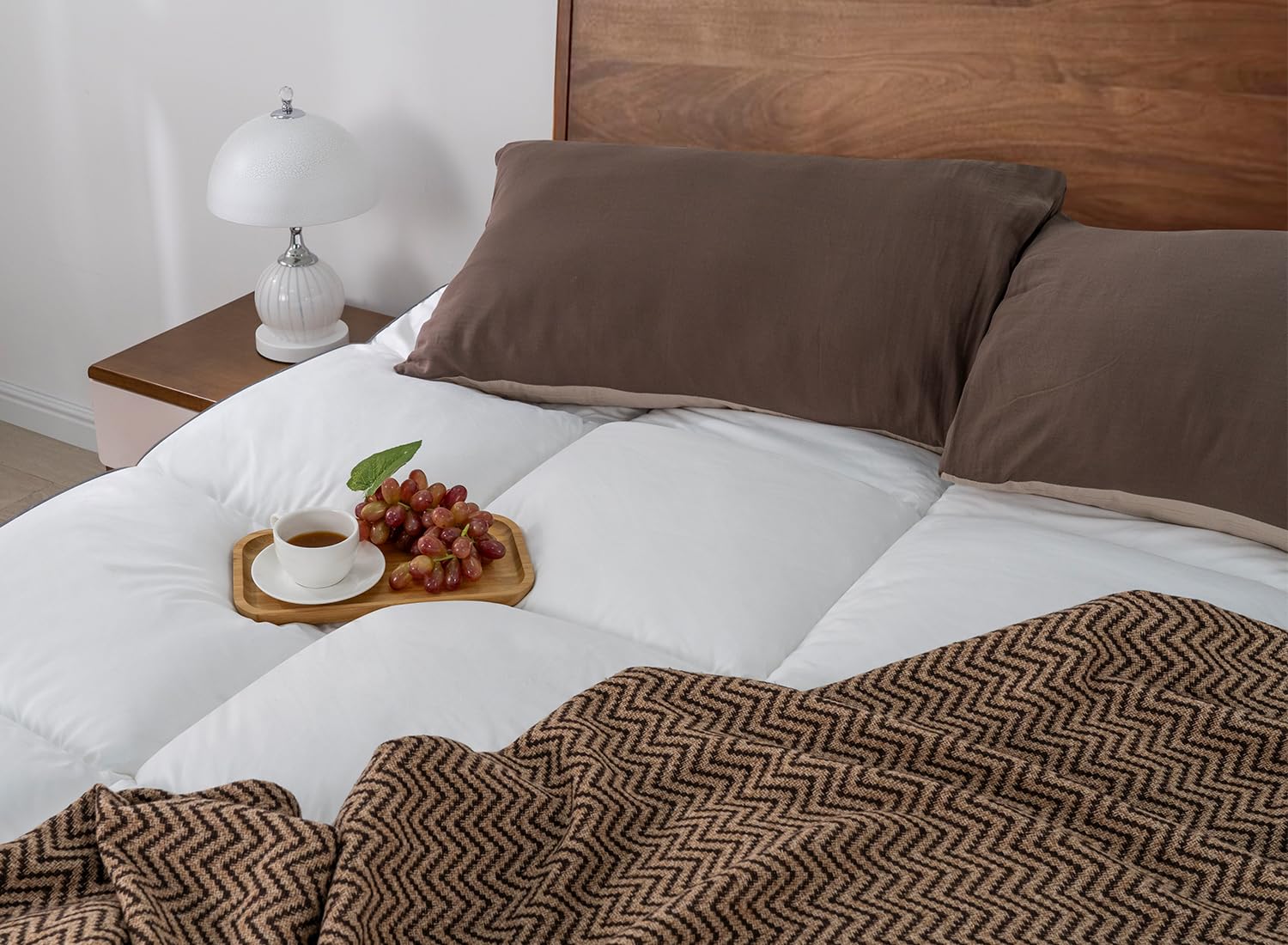 QUEEN ROSE Mattress Topper King, Extra Soft Pillow Top King Mattress Topper, Cooling Thick Plush Bed Topper Snow Down Alternative, Baffle Box White, for Back Pain Relief