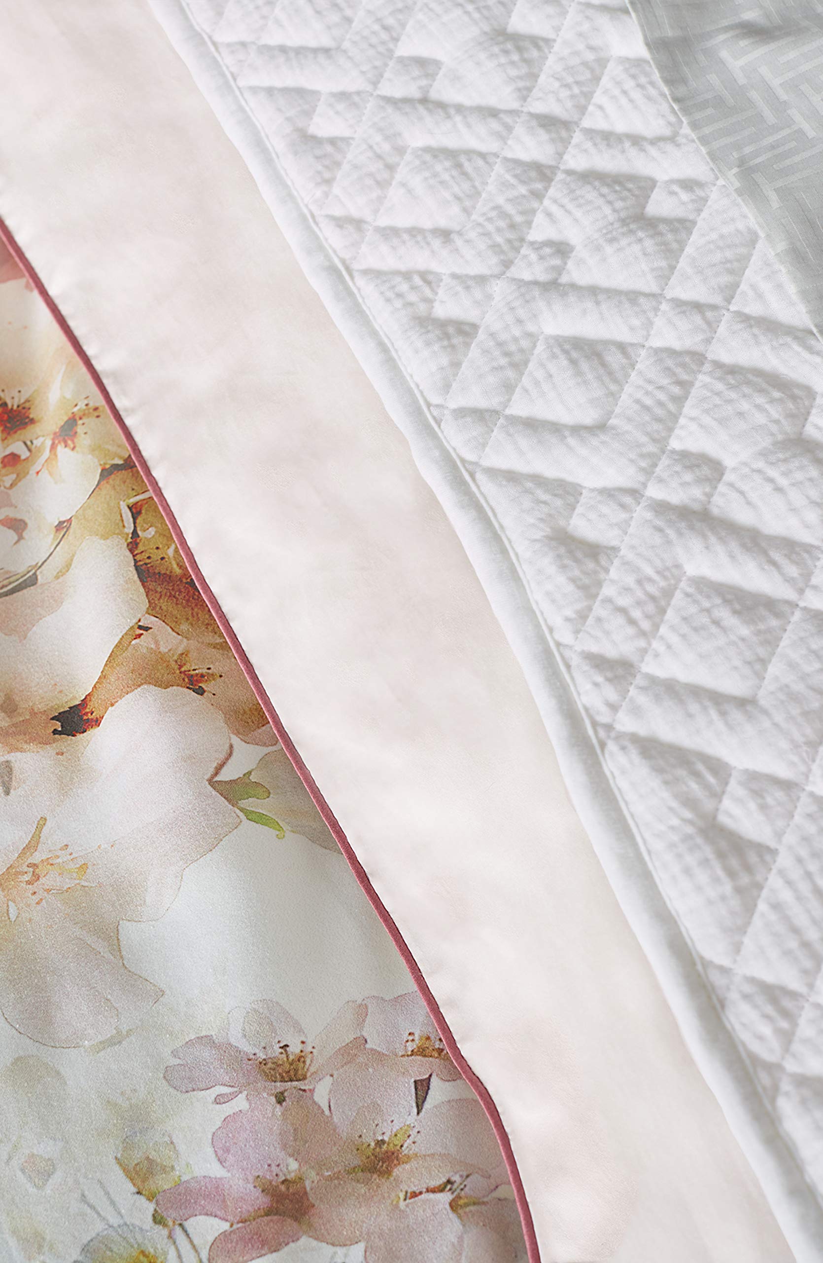 Ted Baker Vanilla Duvet Set, King, White