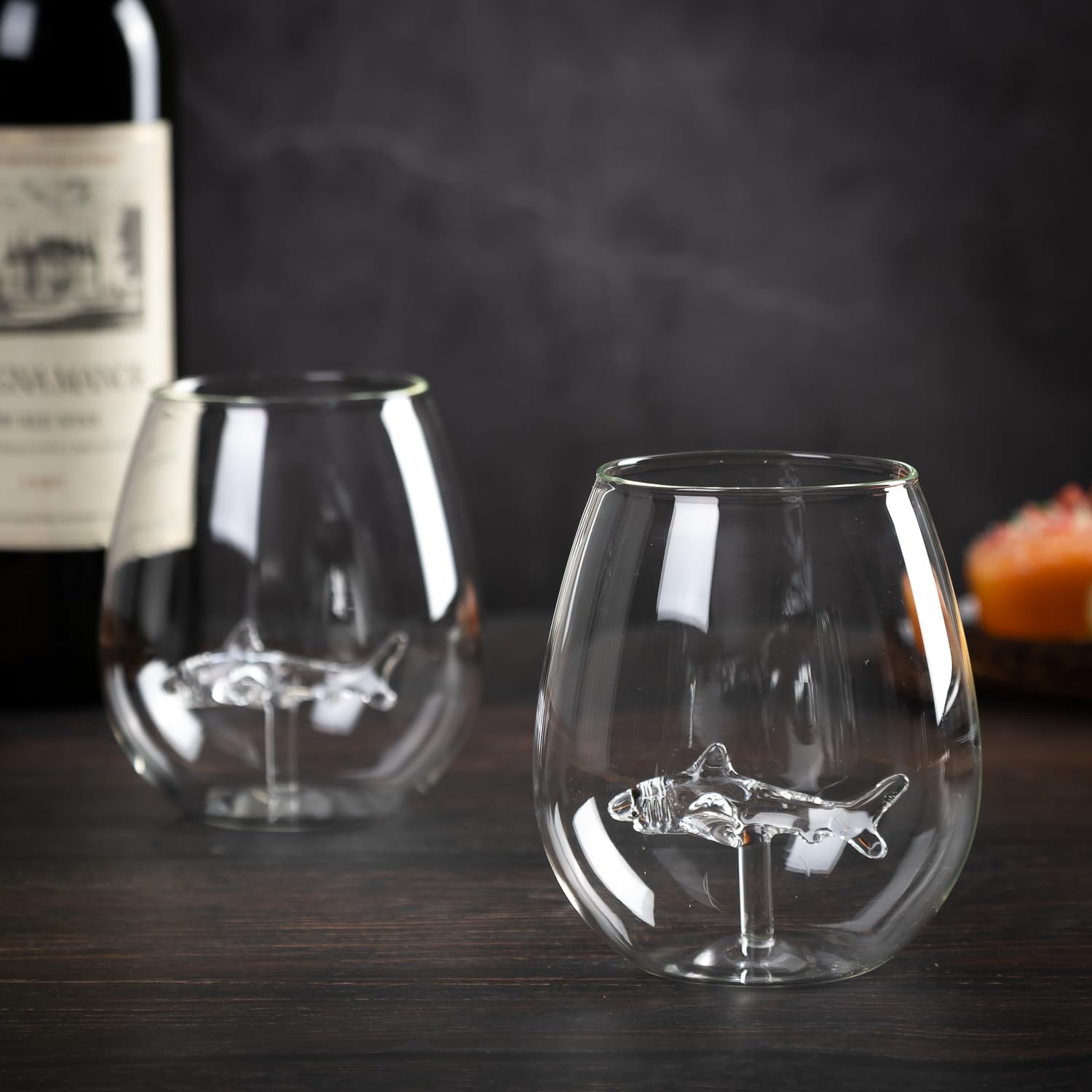 Stemless Wine Glass with Shark Inside, 16 OZ Large Capacity Unique Wine Glasses with 3D Shark Marker Wedding Birthday Gifts for Sea Ocean Lovers