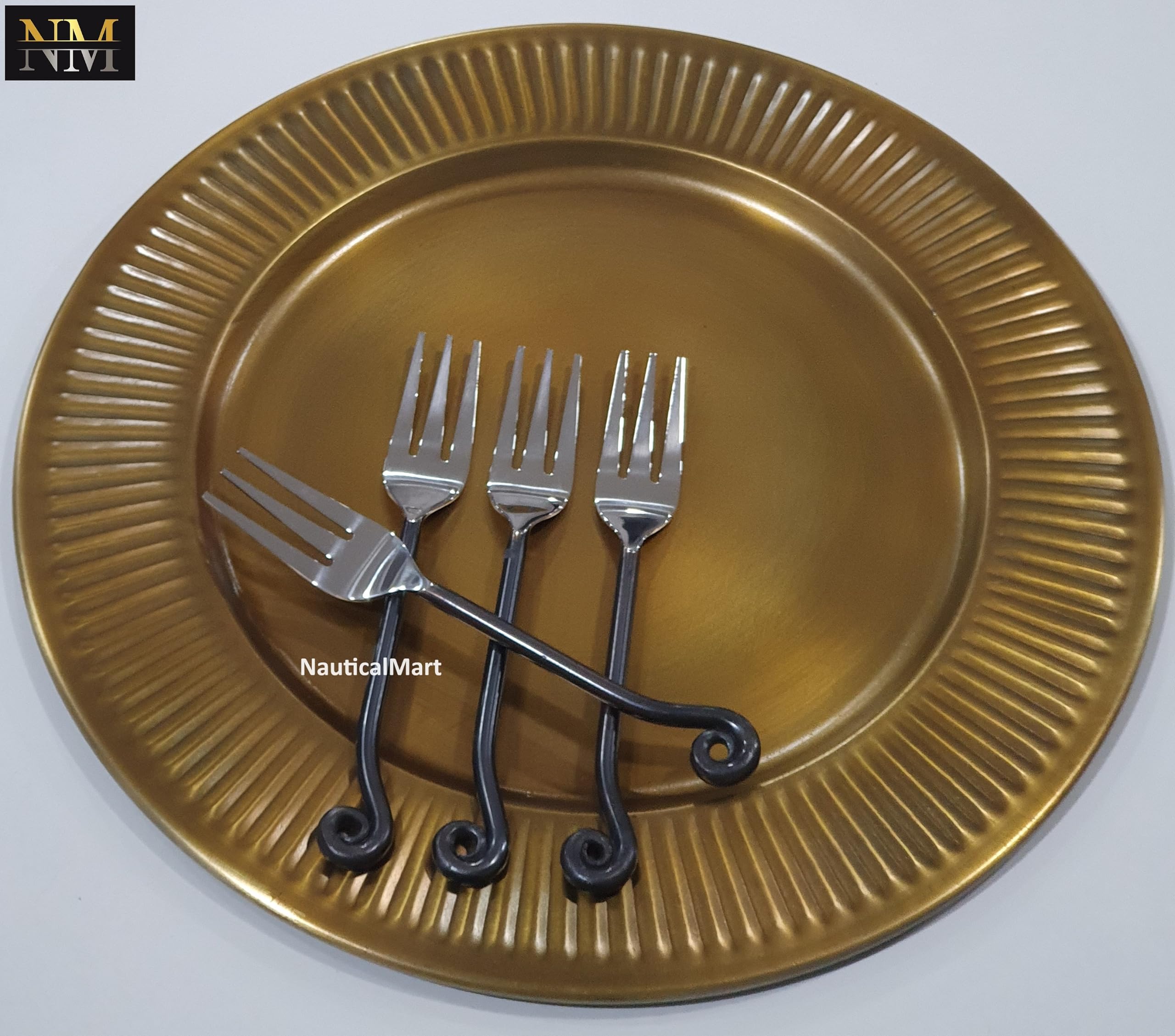 Treble Chef 7 1/2" Salad Fork (Set of Four) Medieval Twisted Dining Hall Eating/Feasting Utensils Set Functional Fork Cutlery For Family Dinner/Hotel/Restaurant Eating Set For Carrying