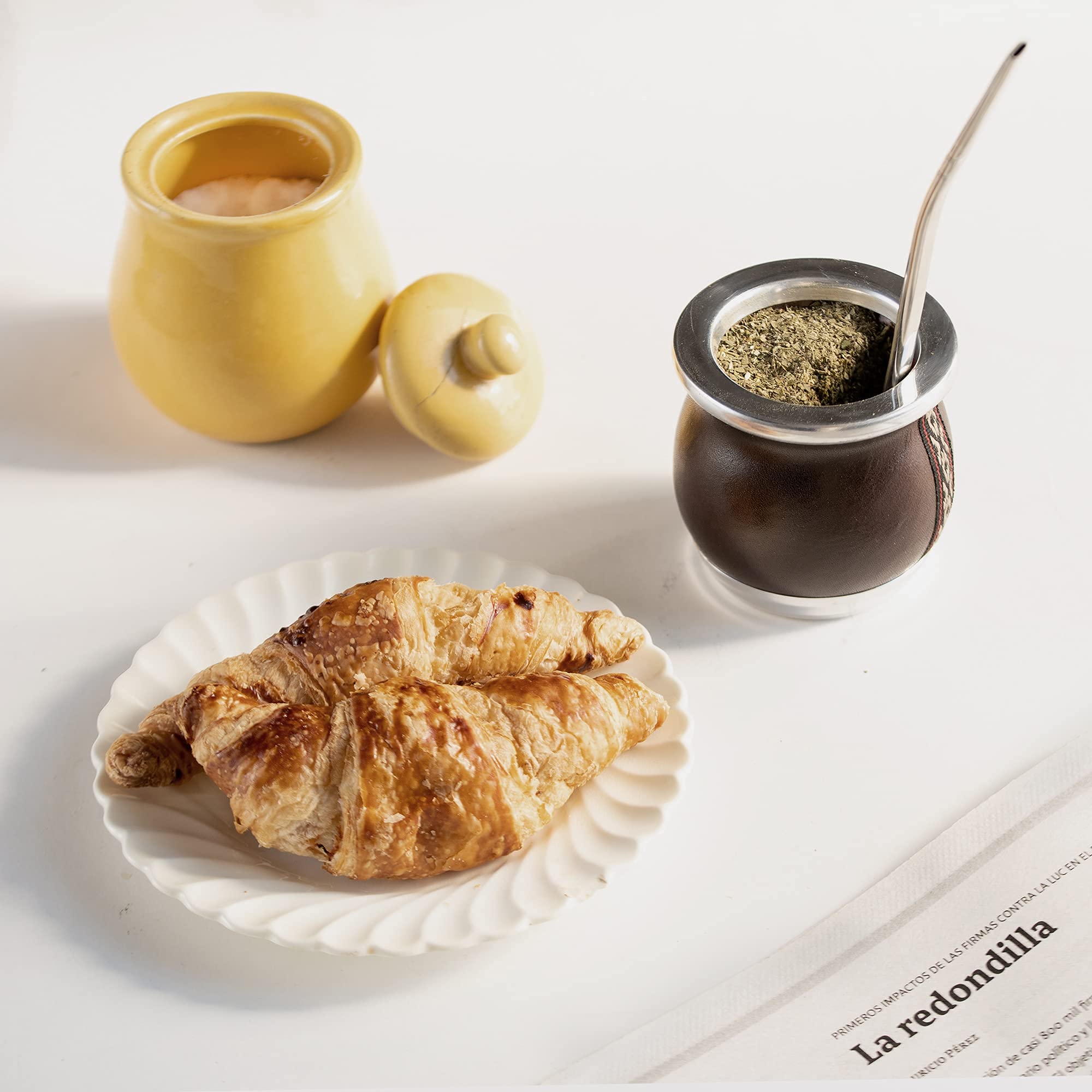 thebmate [Tiny Mate Premium Set Yerba Mate Cup - Crafted Ceramic Teacup - Brown Leather Wrapped Handmade in Uruguay - Set Mate Tiny with German Silver Bombilla Straw and Cleaning Brush (Dark Brown)