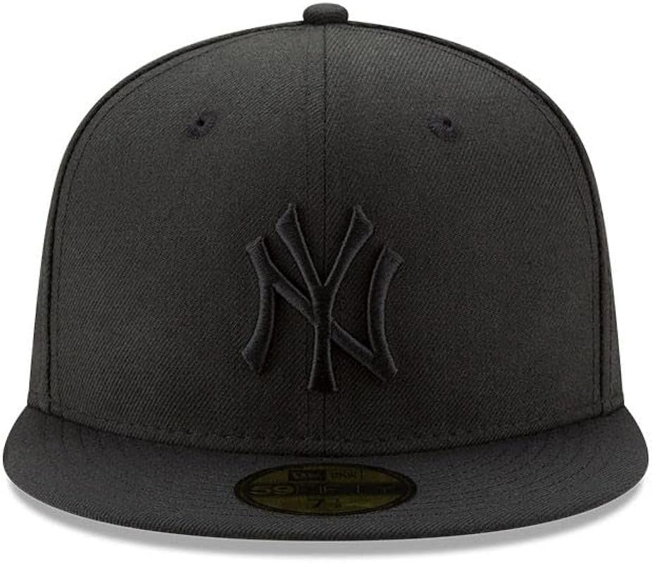New Era MLB 59FIFTY Black Black Authentic Collection Fitted On Field Game Cap Hat (7 7/8, New York Yankees)