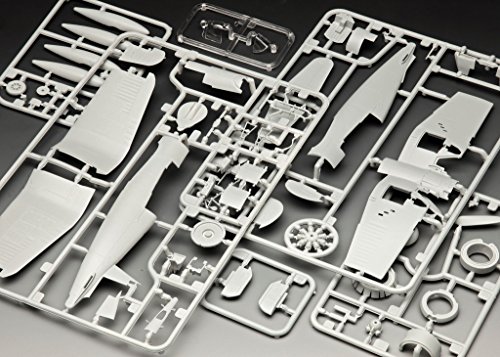 Revell 03917, Vought F4U-1B Corsair Royal Navy, 1: 72 Scale Plastic Model