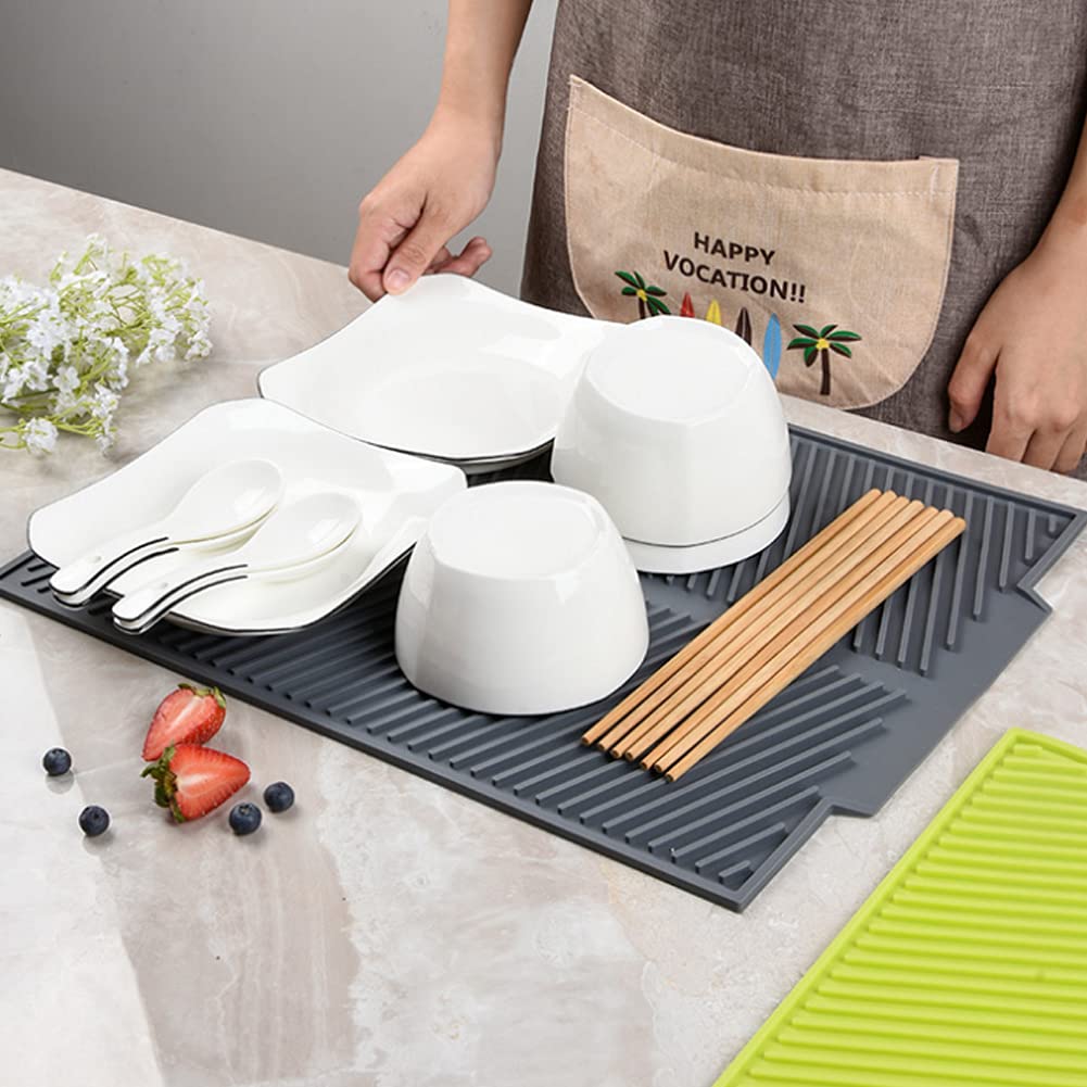 Tumtanm Silicone Draining Board Mat, Folding Draining Mat, 17βx13β Large Drain Pad Eco-Friendly Drainer Mat Heat Resistant Pot Mat Dishwasher Safe Trivet Mat