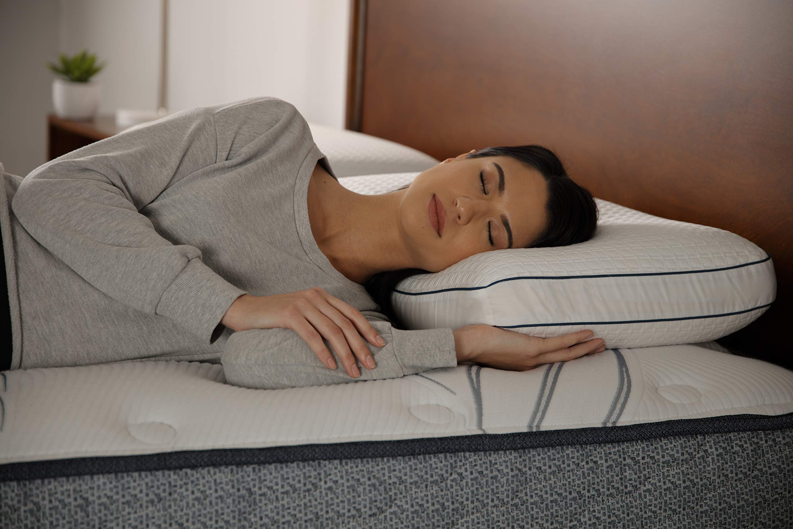 Serta Perfect Sleeper Copper Infused Memory Foam Pillow, Oversized Traditional, 1 Count (Pack of 1),White, 25-Inch (Length) by 16-Inch (Width) by 5.50-Inch (Height)