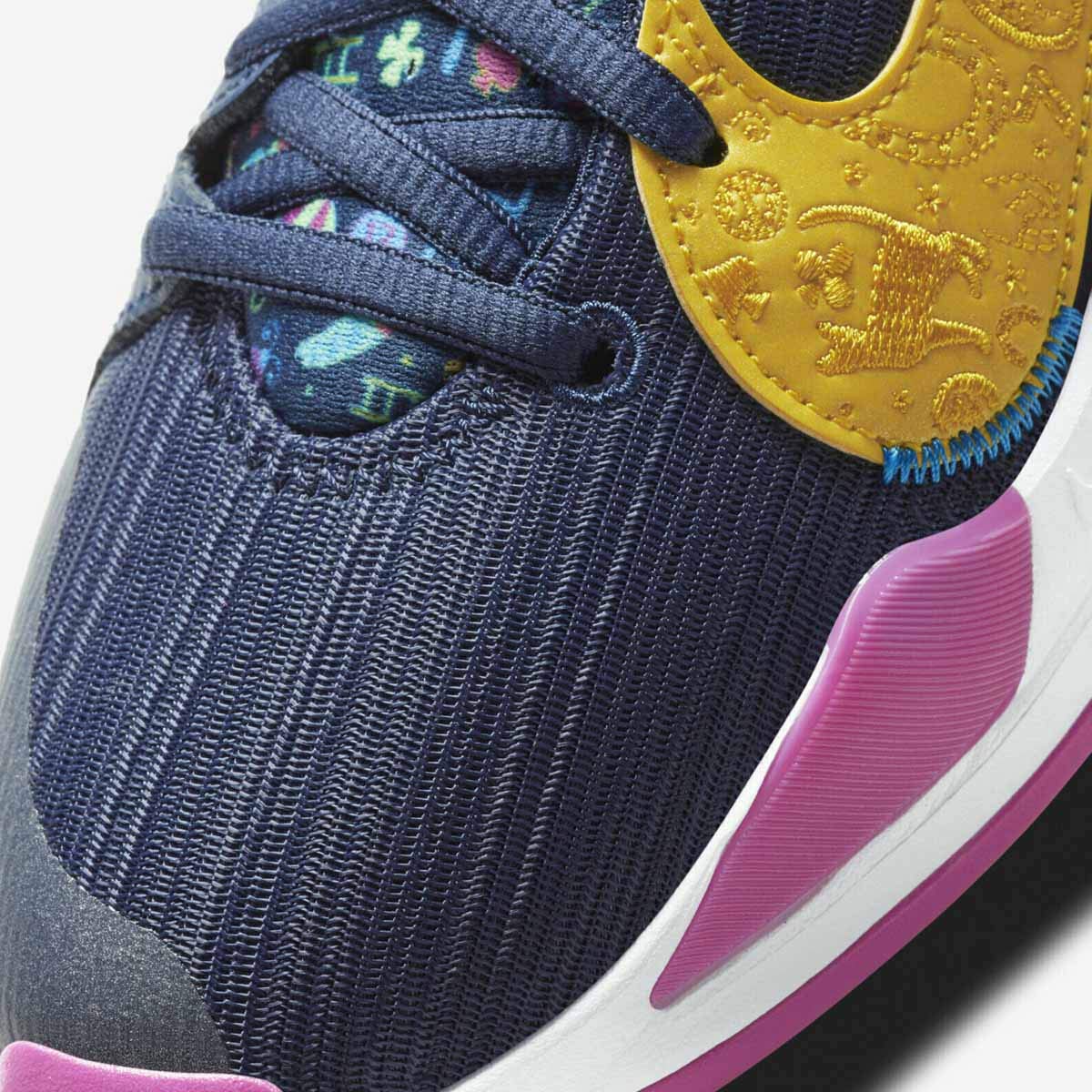 Nike Kid's Shoes Zoom Freak 2 Superstitious (GS) CT4592-400 (Numeric_6)