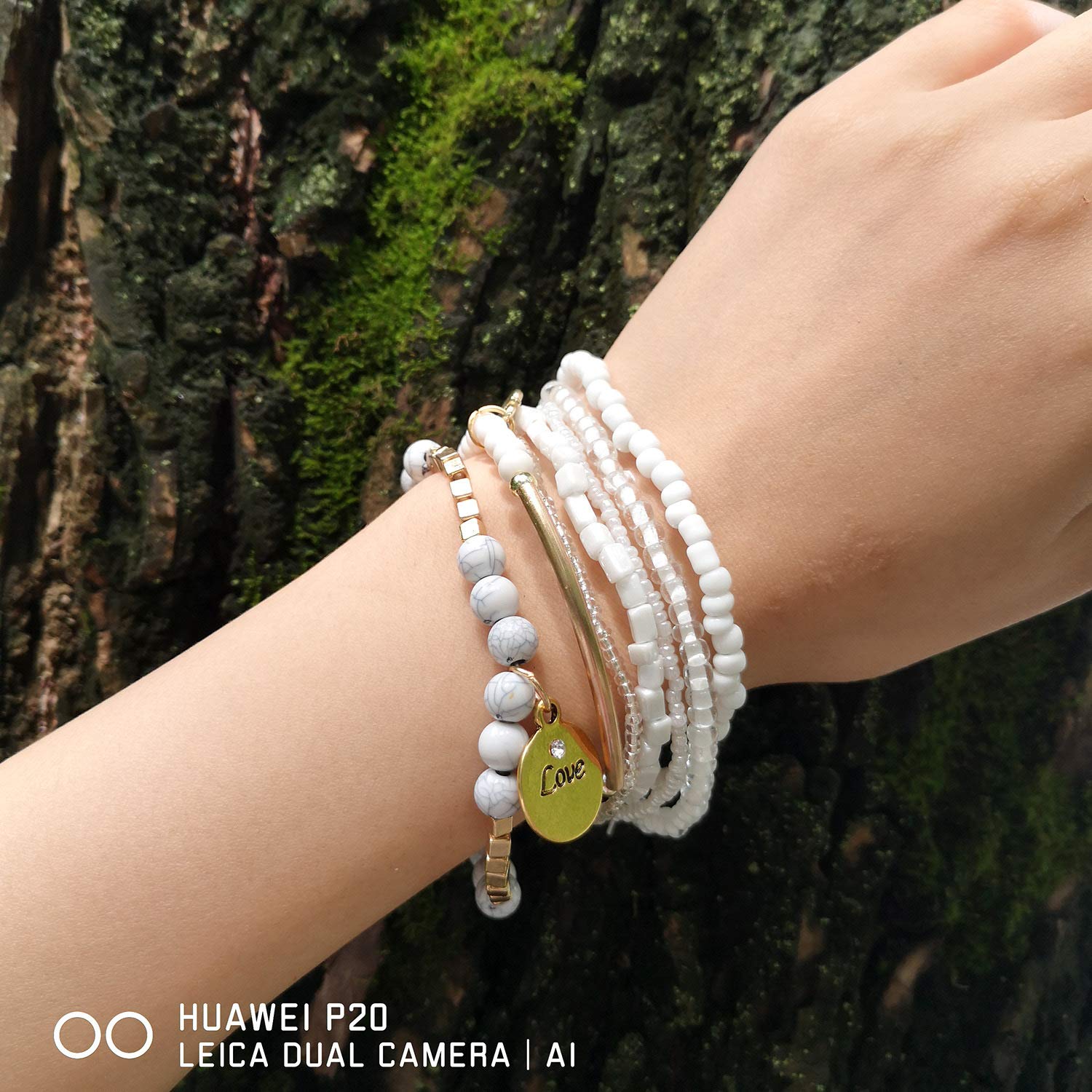 SOSUO Boho Stackable Bracelets for Women, 7pcs/Set Bead Charm Bohemian Stretch Bracelet for Girls Fashion Jewelry Gift White
