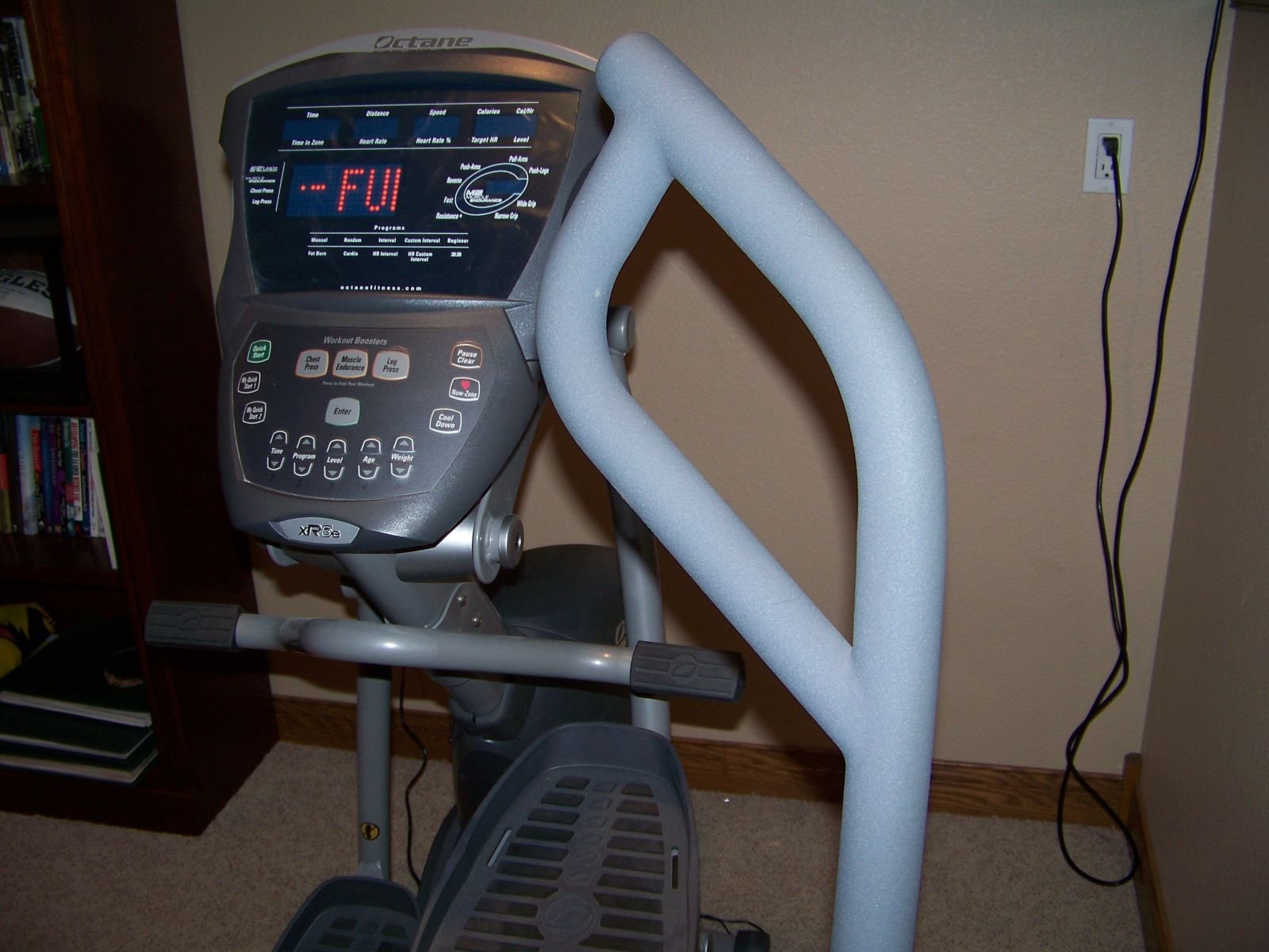 Octane Fitness Xride XR6ce Seated Elliptical Cross Trainer