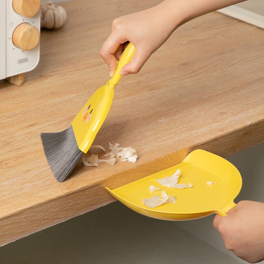 Zerodeko 2 Sets Mini Broom Set Small Broom and Dustpan Dust Broom Kids Trash Can Toys for Kids Mini Trash Cans Small Dustpan and Brush Desk The Pet Child Multifunction Suitcase