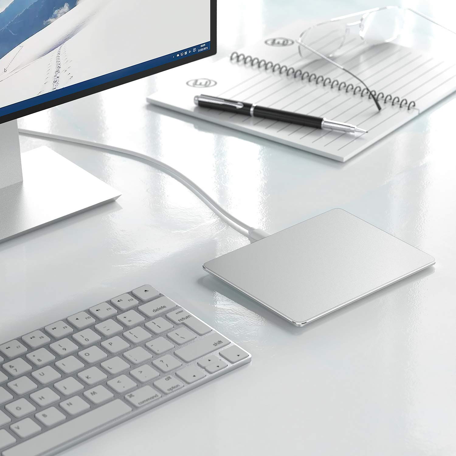 USB Trackpad Touchpad, Ultra Slim Portable Aluminum USB Wired Touchpad with Multi-Touch Navigation for Windows 7/10 PC Laptop Notebook Desktop-T055 (Silver)
