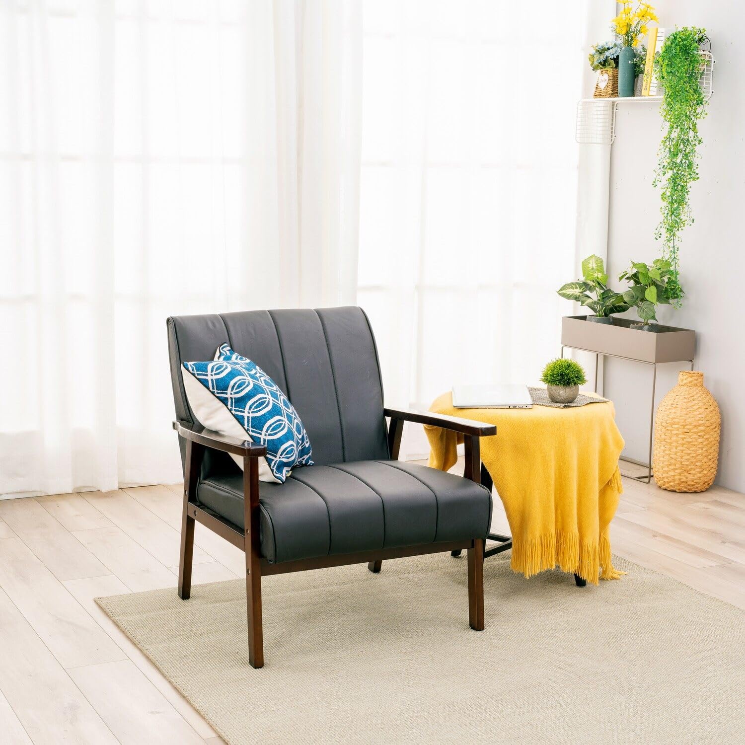 Panana Reception Retro Accent Chair Beech Wood Frame Armchair Occasional Living Room Reception Bedroom Balcony Conservatory Padded