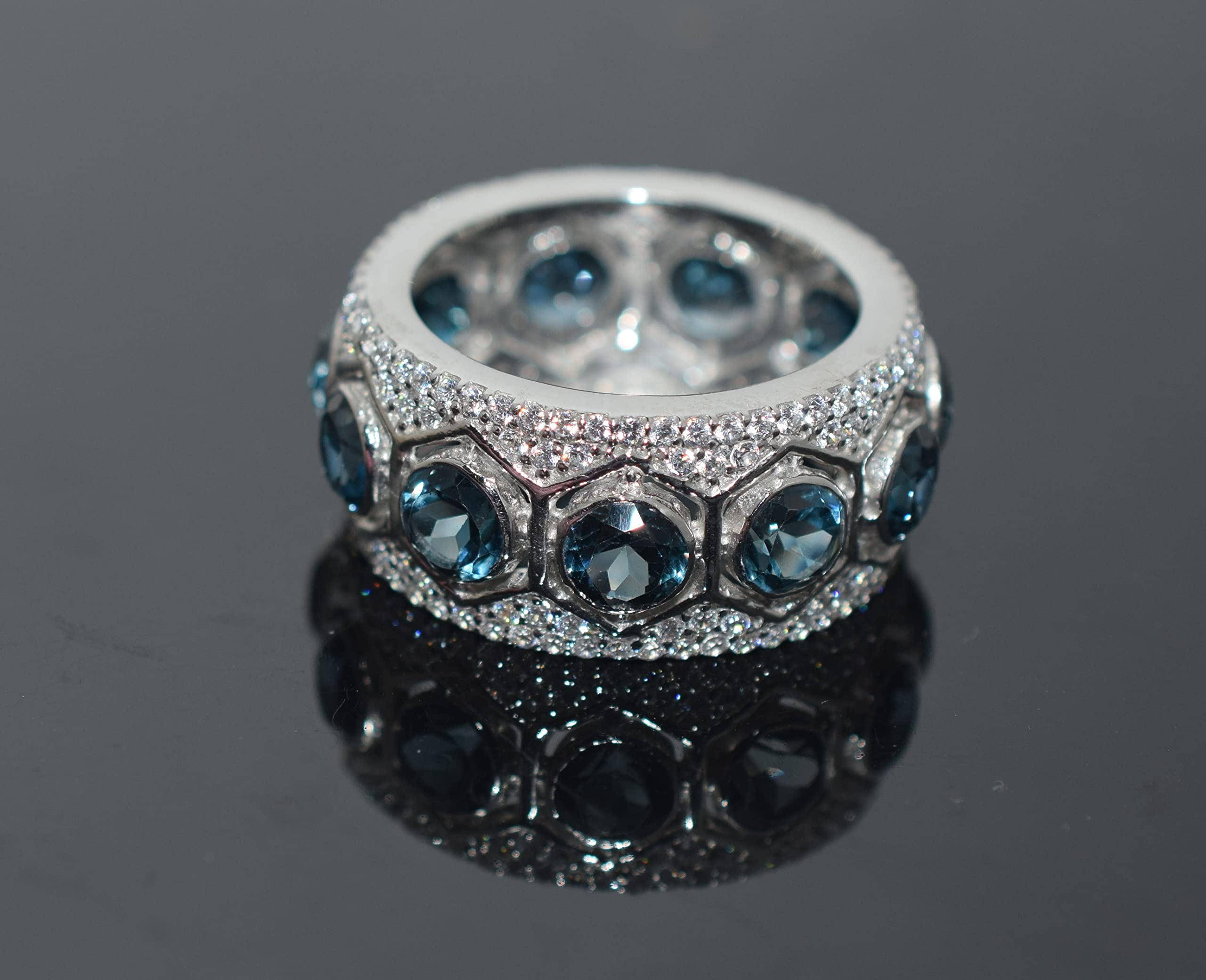 Women's Beautiful Natural Blue Topaz Gemstone Designer Ring 925 Sterling Silver Something blue, Sky blue, Wedding Band, Elegant Eternity Ring For Wedding/Marriage/Fastival/Annyversary (Size:-9)