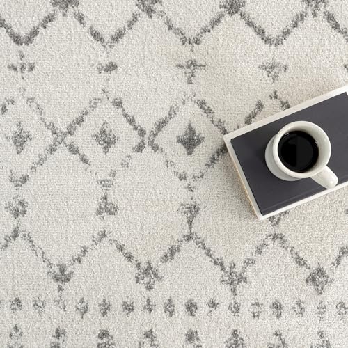 nuLOOM 3x5 Moroccan Blythe Area Rug, Grey, Faded Bohemian Design, Stain Resistant, For Bedroom, Dining Room, Living Room, Hallway, Office, Kitchen, Entryway