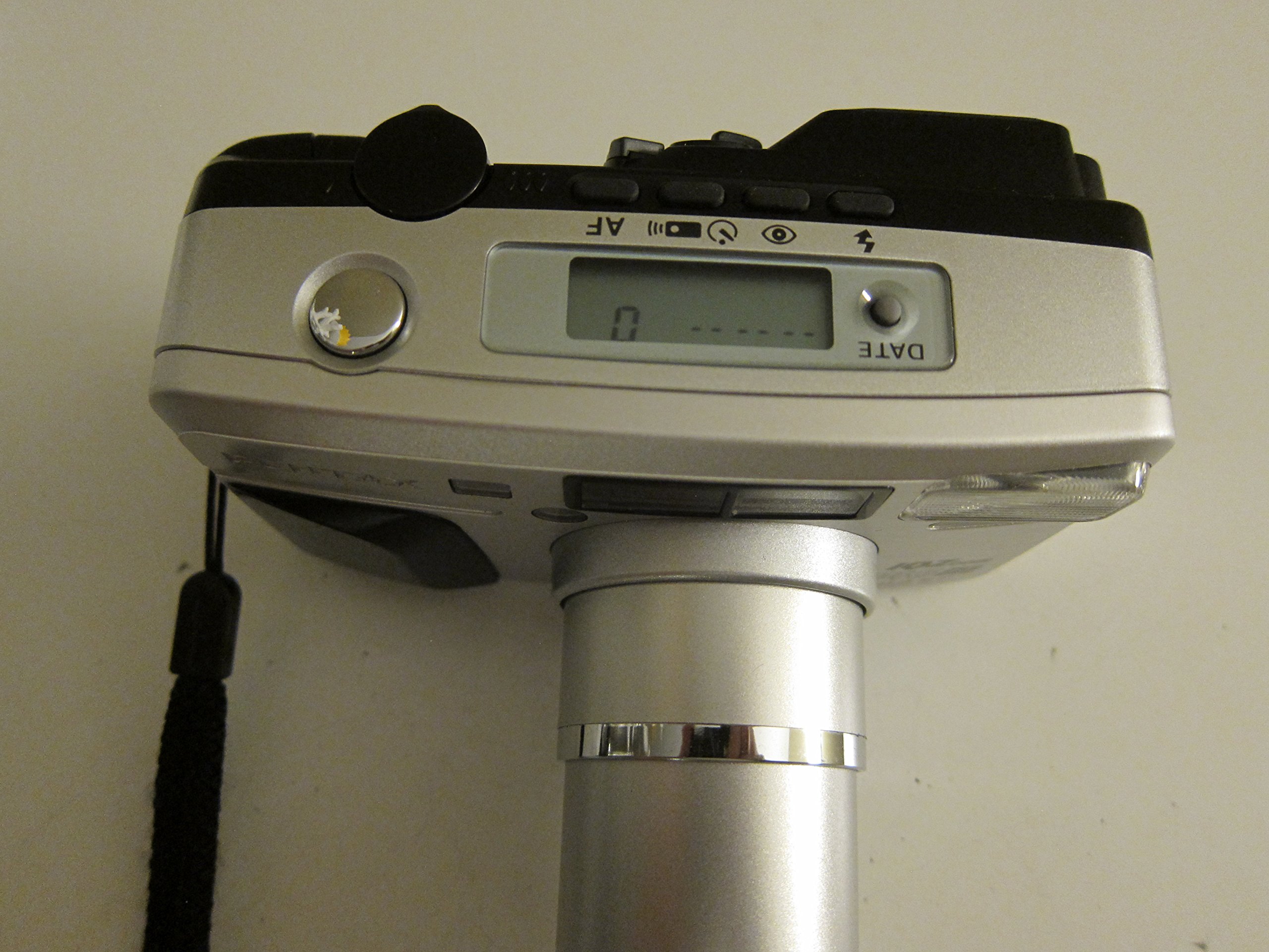 Pentax IQ Zoom 145 M Super Quartz Date 35mm Camera (wood grip)