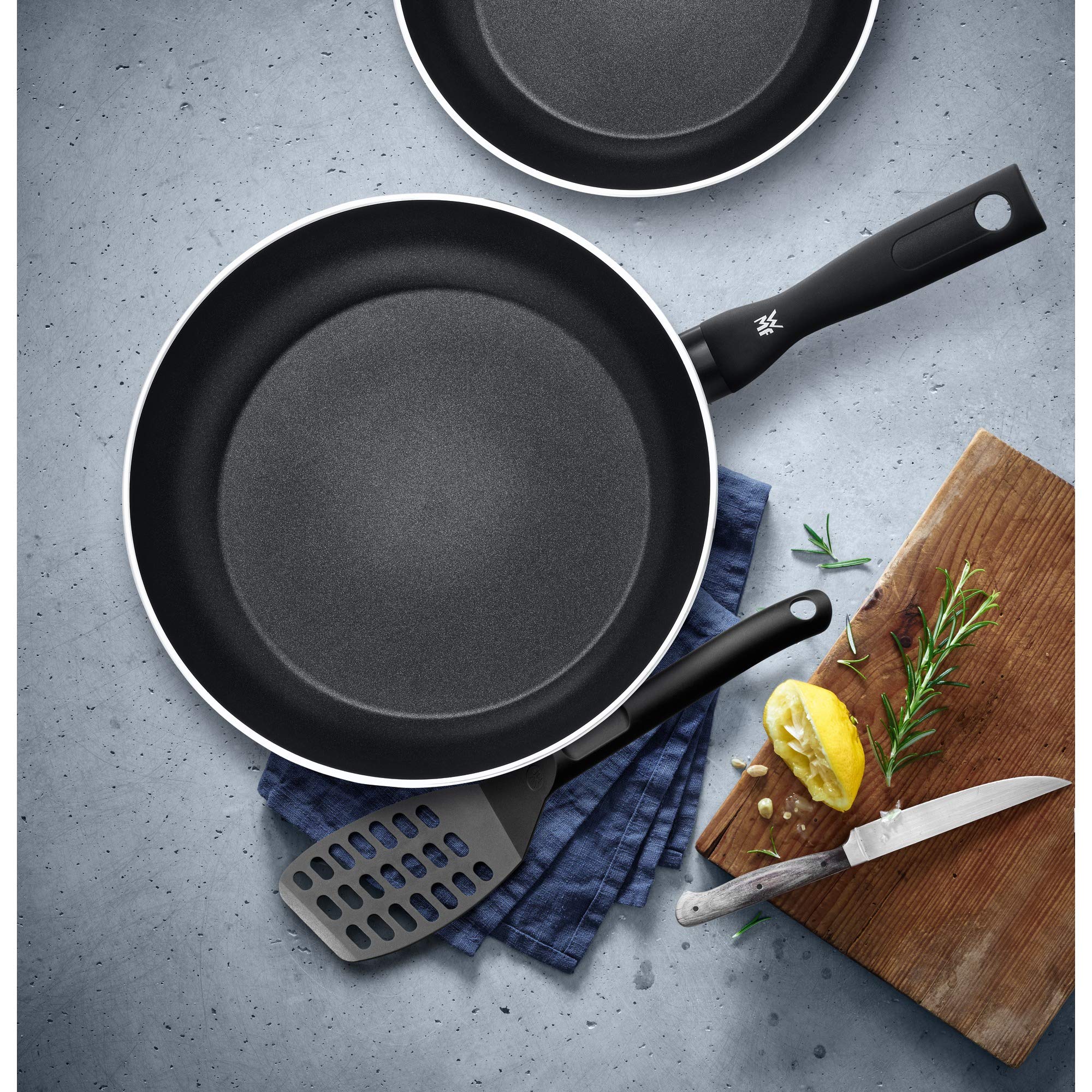 WMF Permadur Element Set of 3 Stainless Steel Frying Pans 20, 24 and 28 cm with Non-Stick for All Hobs Including Induction, Cast Aluminium