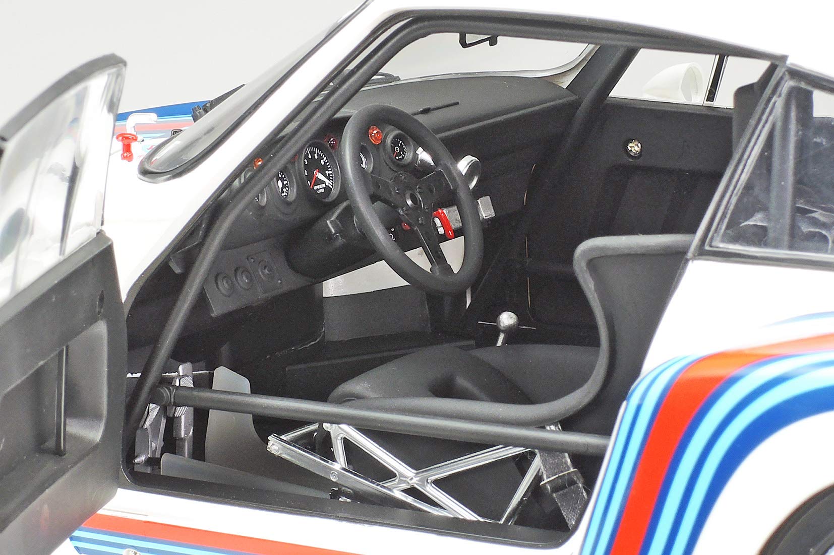 Tamiya America, Inc 1/12 Porsche 935 Martini, TAM12057